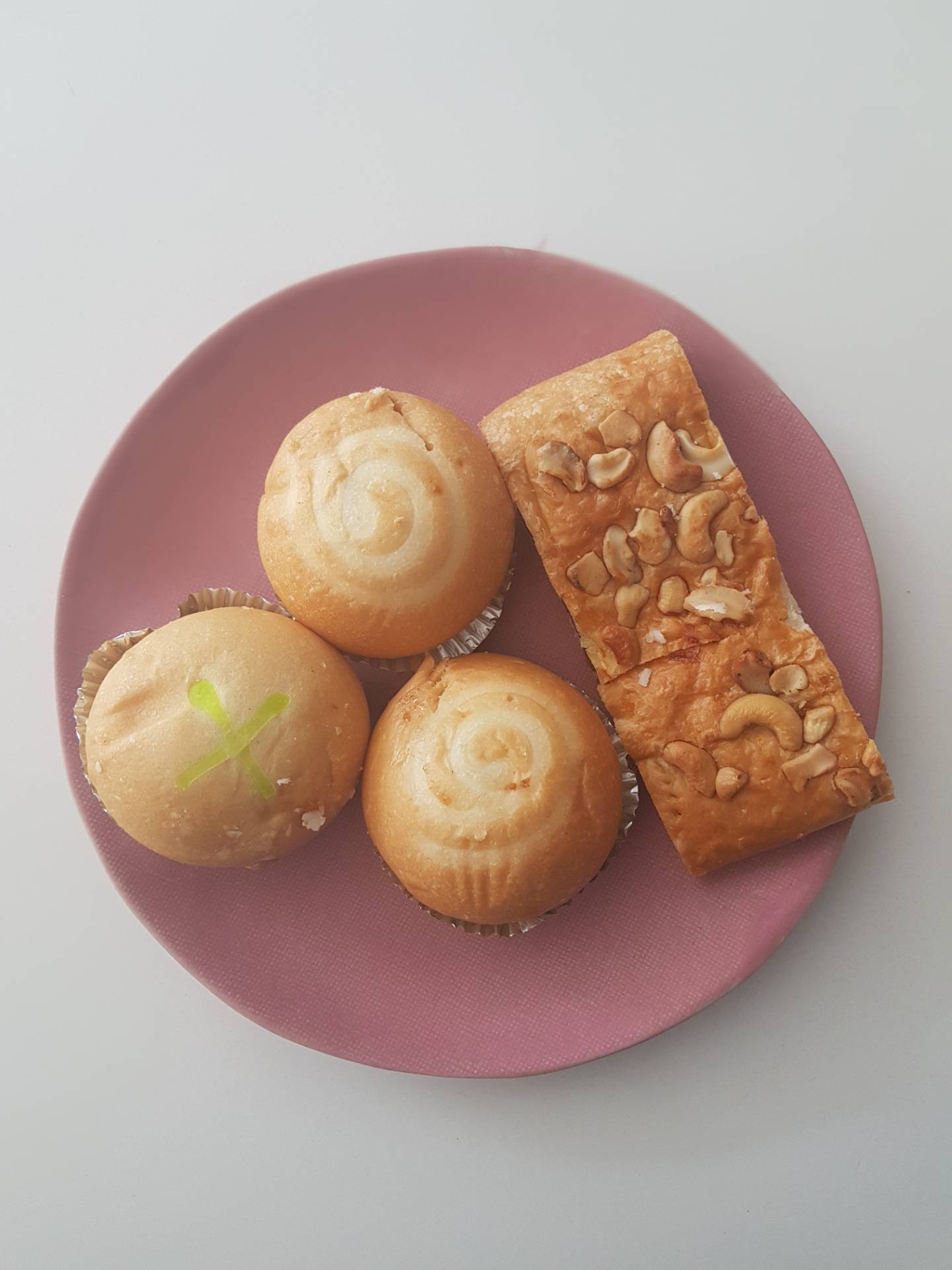 รีวิว Little Home Bakery วรจักร - ขนมปังไส้ถั่วแดง