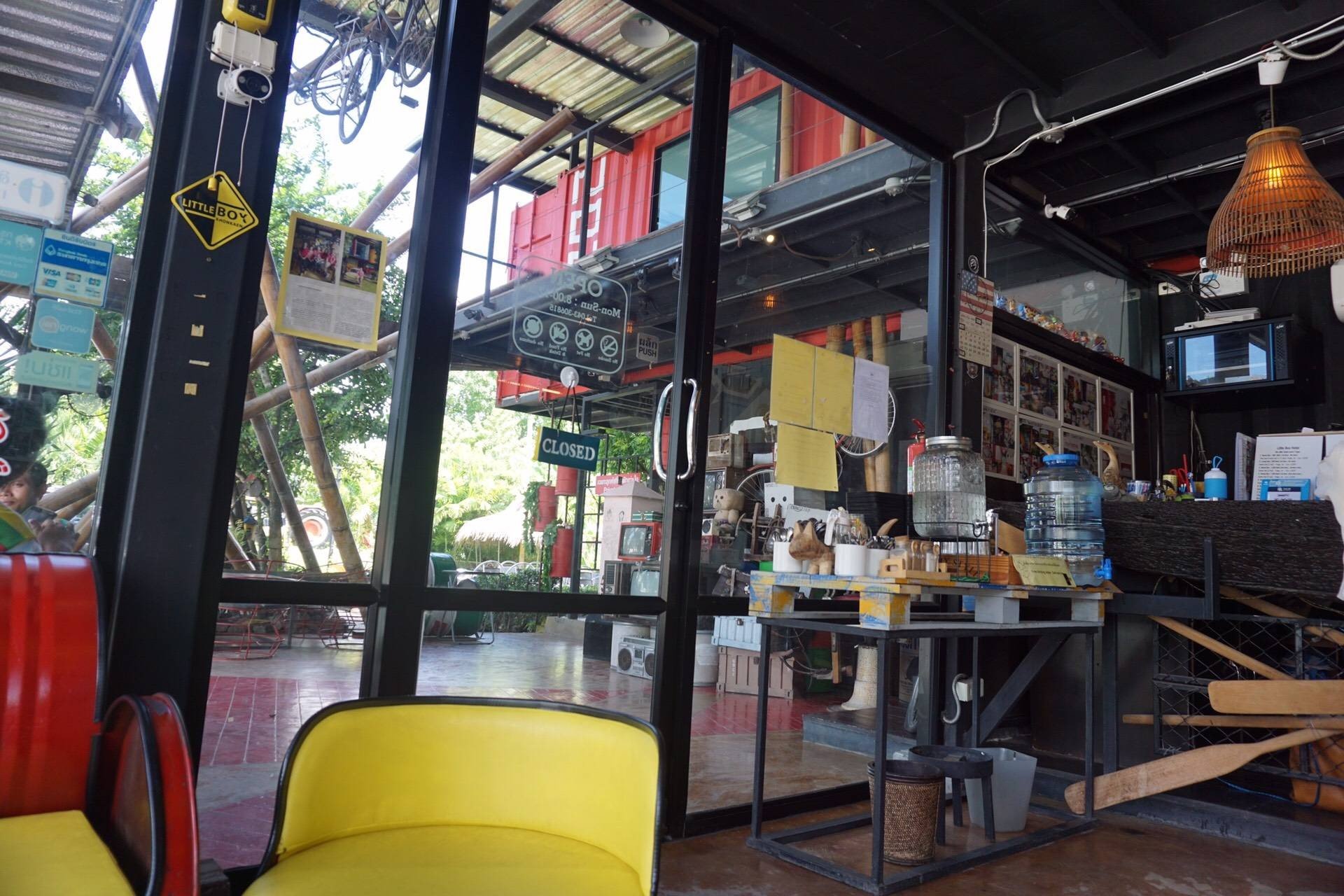 รีวิว Little Box - บรรยากาศดี