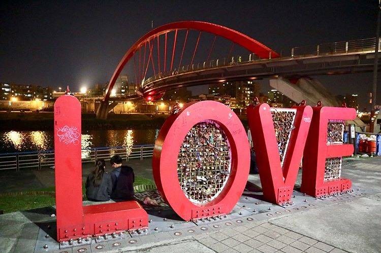 Rainbow Bridge (สะพานสายรุ้ง) - รีวิวสถานที่ท่องเที่ยว - Wongnai