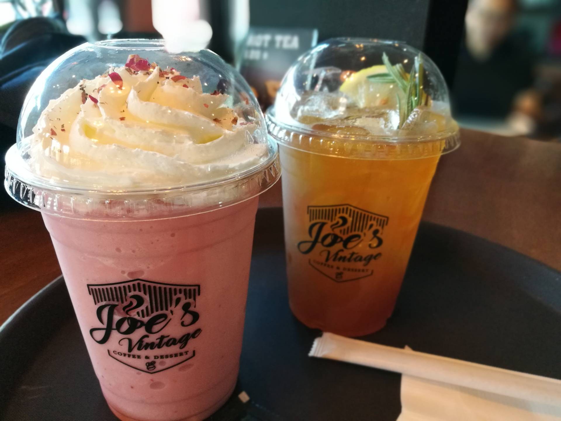 รีวิว Joe's Vintage Coffee & Dessert - คาเฟ่ สไตล์วินเทจ กับบรรยากาศสงบ ...