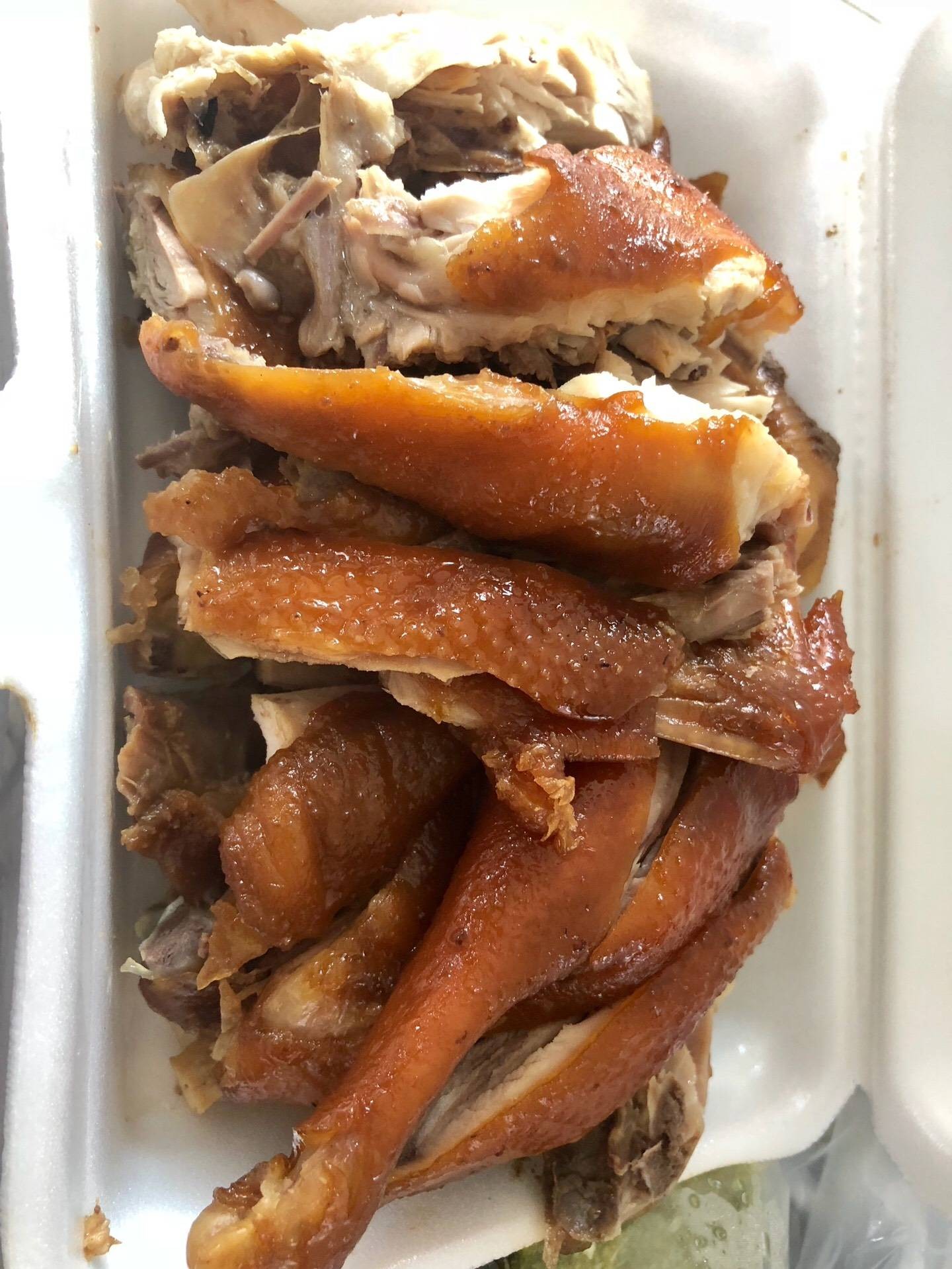 ไก่หุบบอนต้มน้ำปลา สัางกลับบ้านสับพร้อมทาน ตัวละ180/- ร้าน ป้าติ๋มไก่ ...