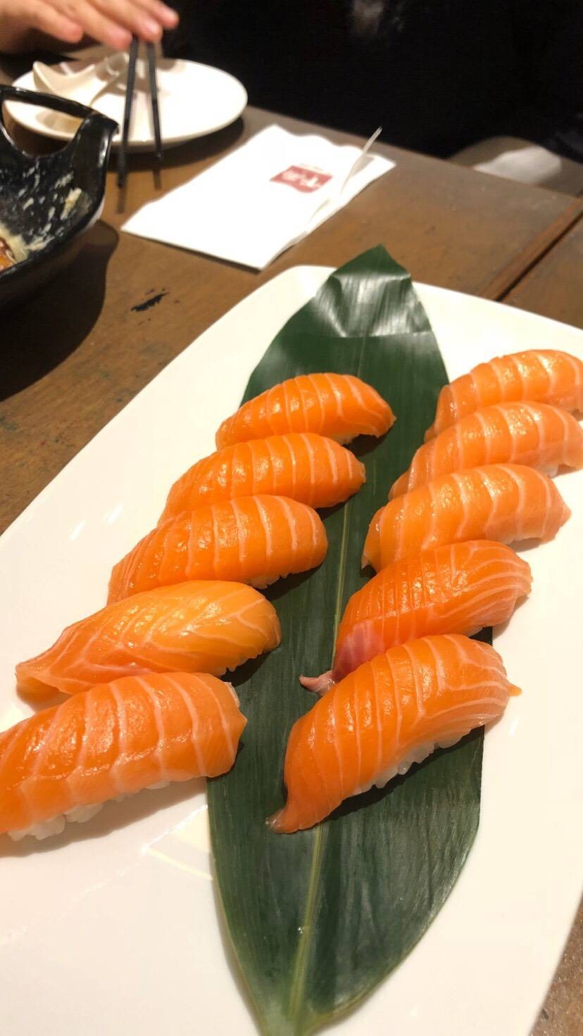 รีวิว Sen-ryo Sushi ทองหล่อ - โปรซูชิแซลมอนลนไฟ 3 คำ 35 บาทมาอีกแล้วววว