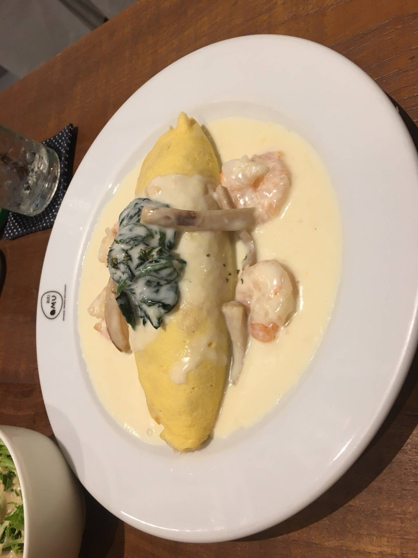 รีวิว OMU centralwOrld - เมนูไม่ค่อยร้อนเลย