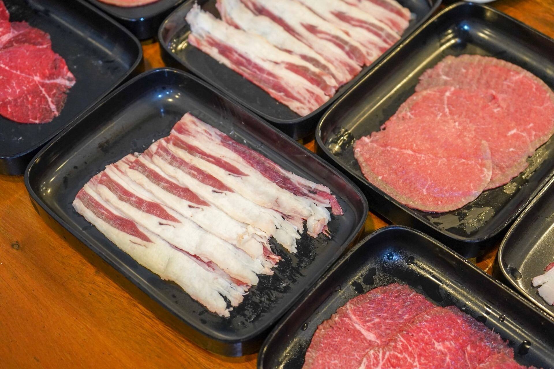 รีวิว LITTLE BEEF - เนื้อดี น้ำจิ้มดี บริการดี เลิฟ ๆ