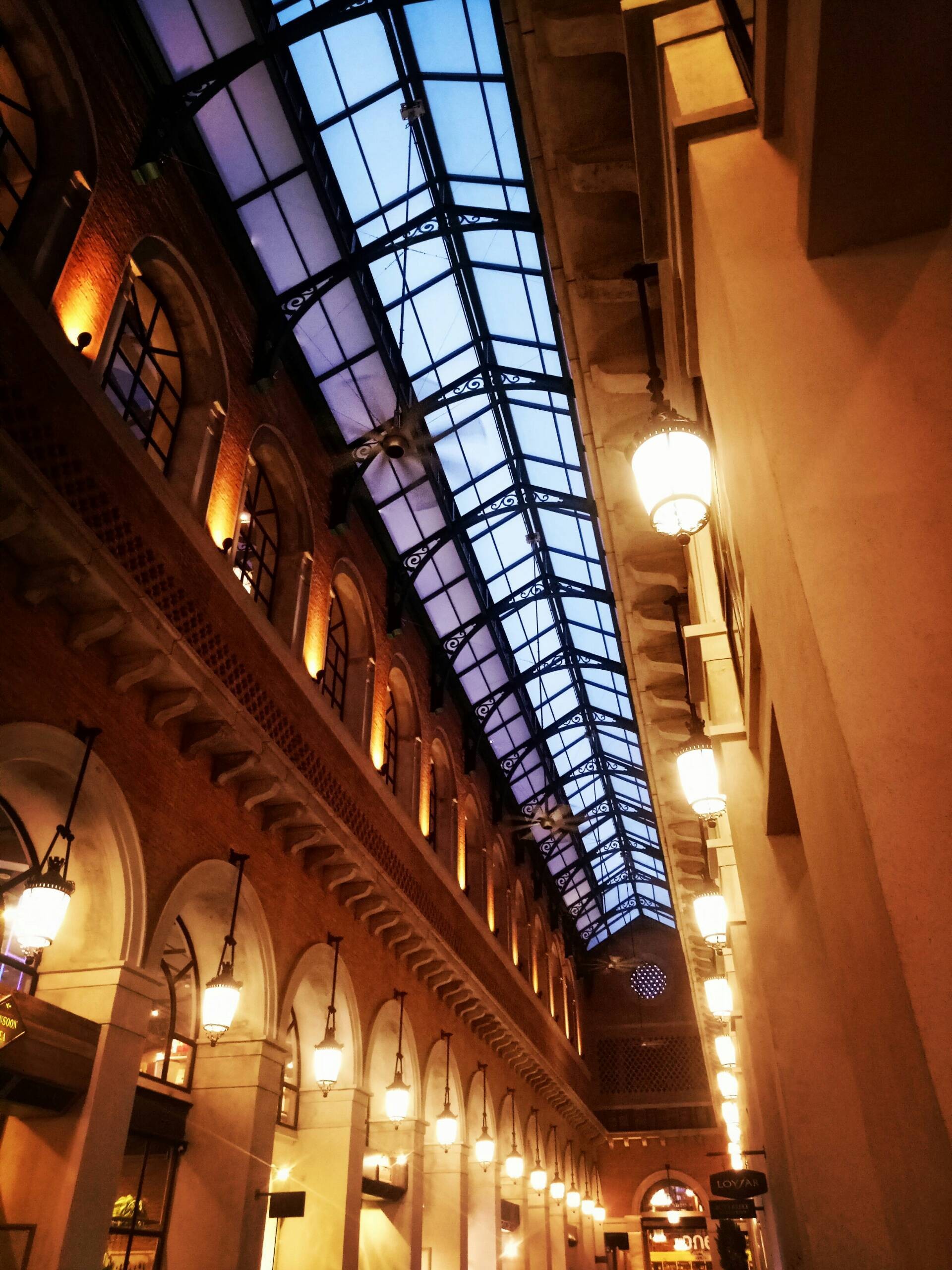 รีวิว One Nimman - เป็นสถานที่ที่สวยงามเหมาะสำหรับการถ่ายรูป มีมุมให้ ...