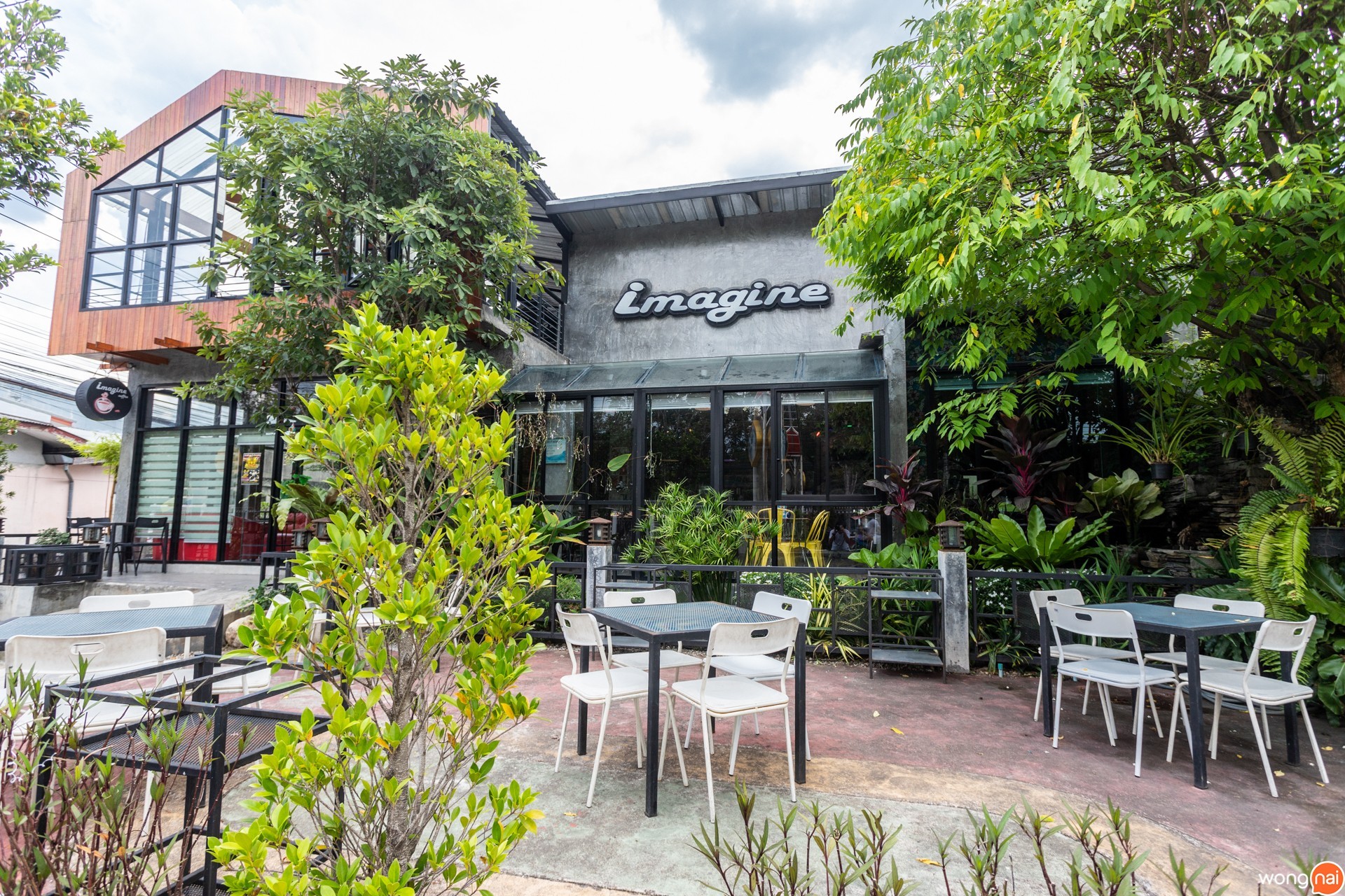 ร้าน Imagine ยะลา กินดื่มเที่ยว บรรยากาศชิลล์ ๆ เอาใจสิงห์นักบิด