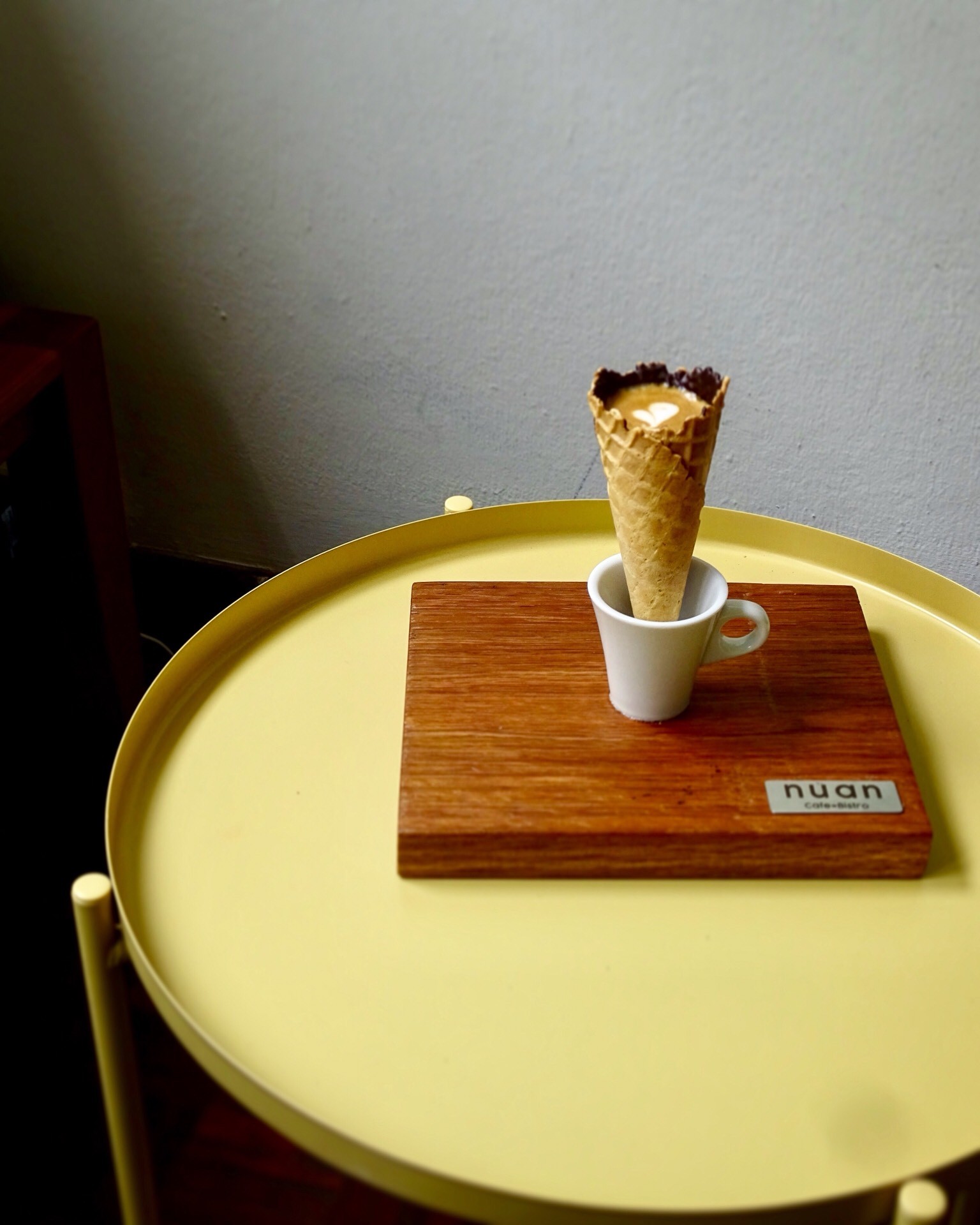 รีวิว nuan cafe & bistro - กิ๊บเก๋ กาแฟใส่โคน 🍦☕️