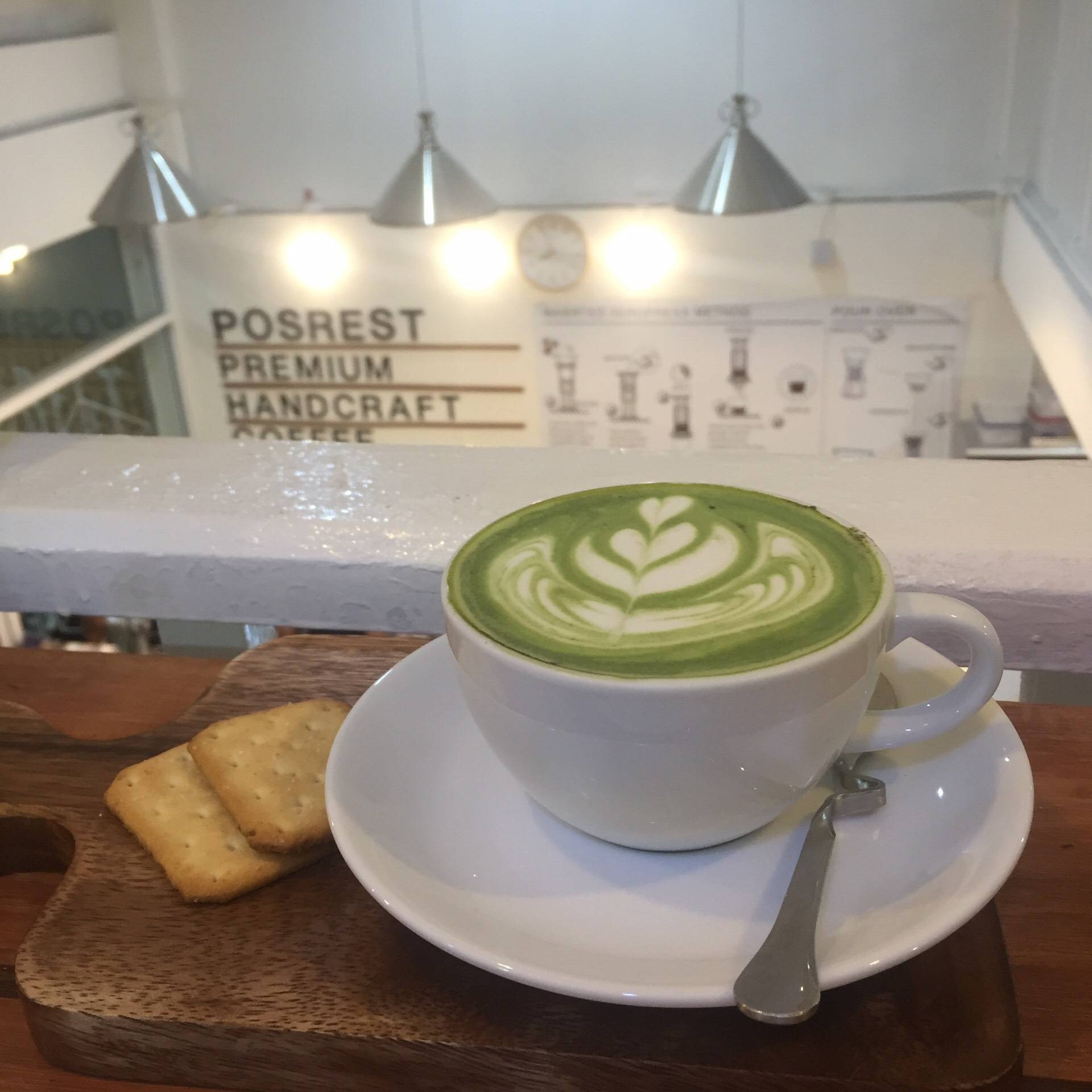 รีวิว Posrest Premium Handcraft Coffee - นั่งอ่านหนังสือ หรือทำงาน ก็ดี ...