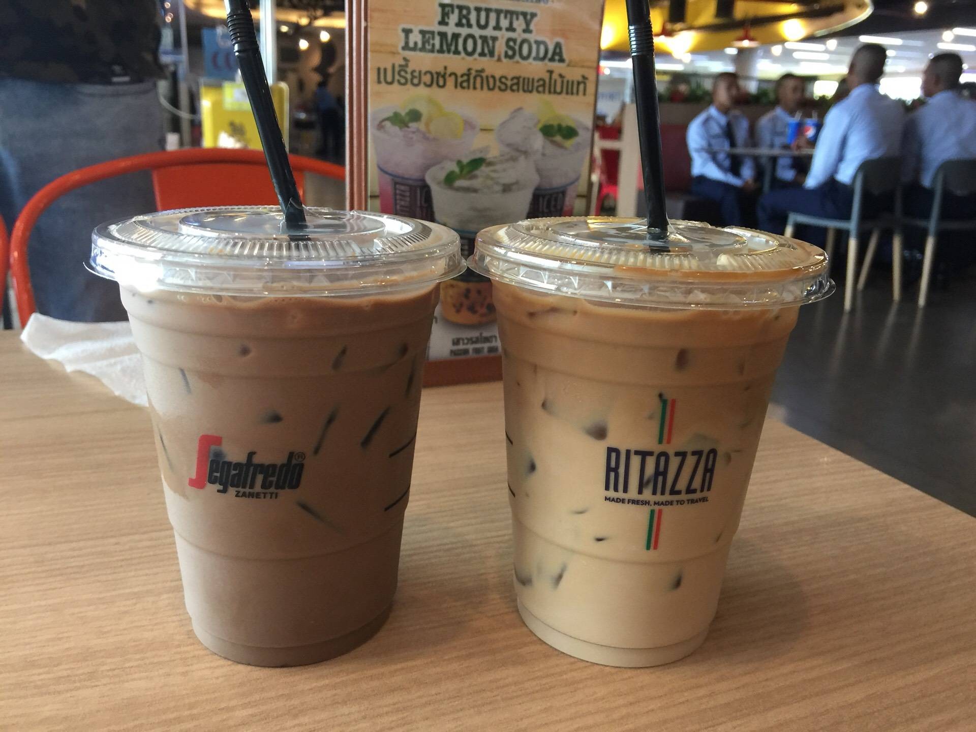 รีวิว Caffe RITAZZA ท่าอากาศยานดอนเมือง - ร้านใหญ่ ใช้กาแฟอินเตอร์