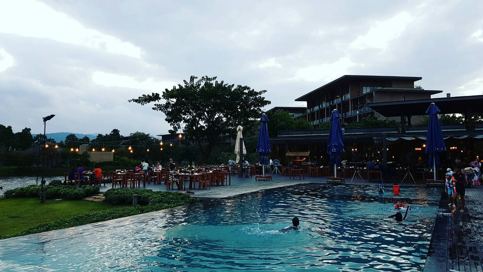 รูป Atta Lakeside Resort Suite - Wongnai