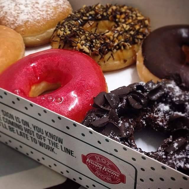 รีวิว Krispy Kreme Central ลาดพร้าว - ความอร่อยตรงนี้คริสปี้ครีม