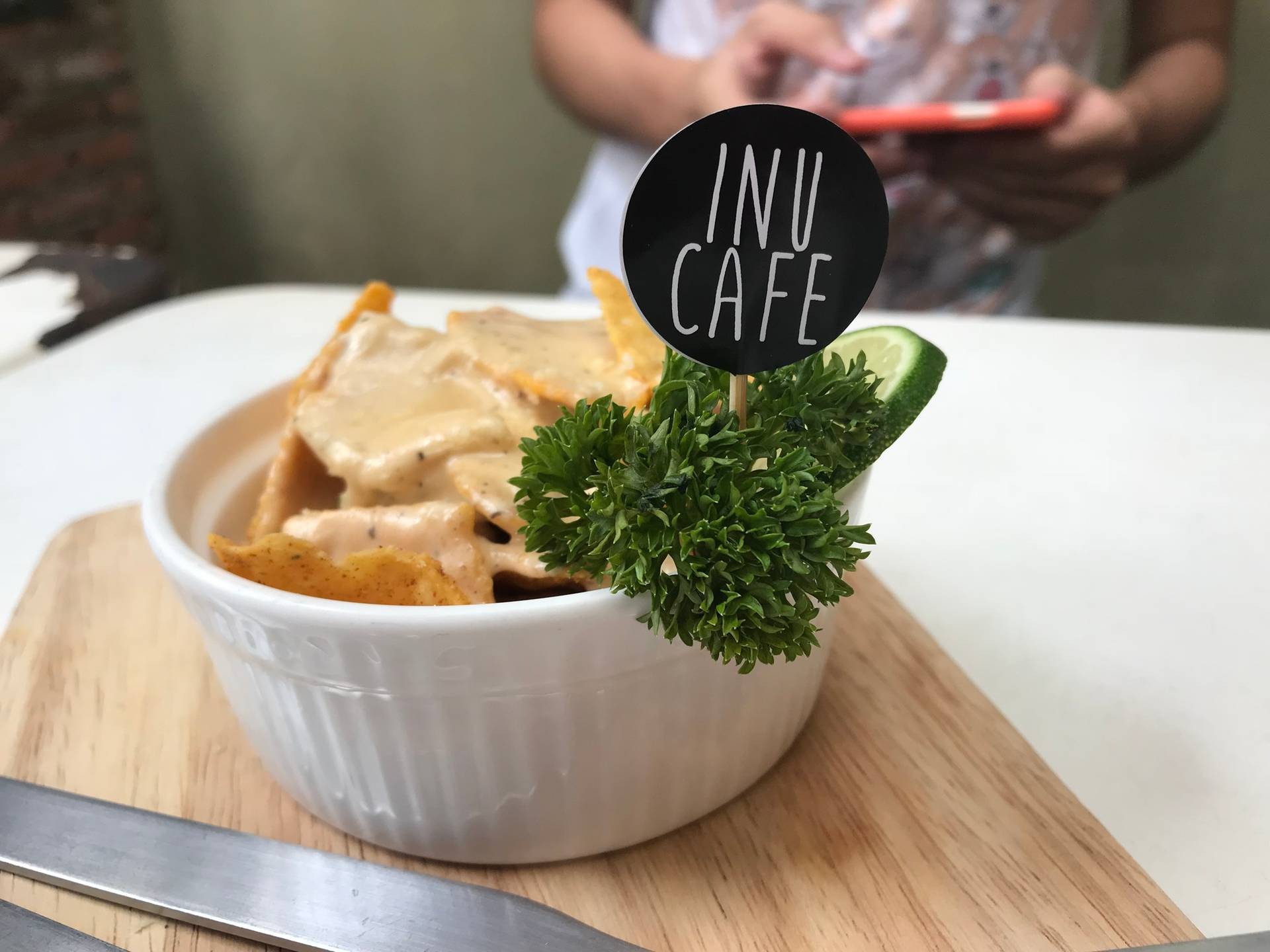 นาโช่อบชีส ร้าน Inu Cafe Huahin