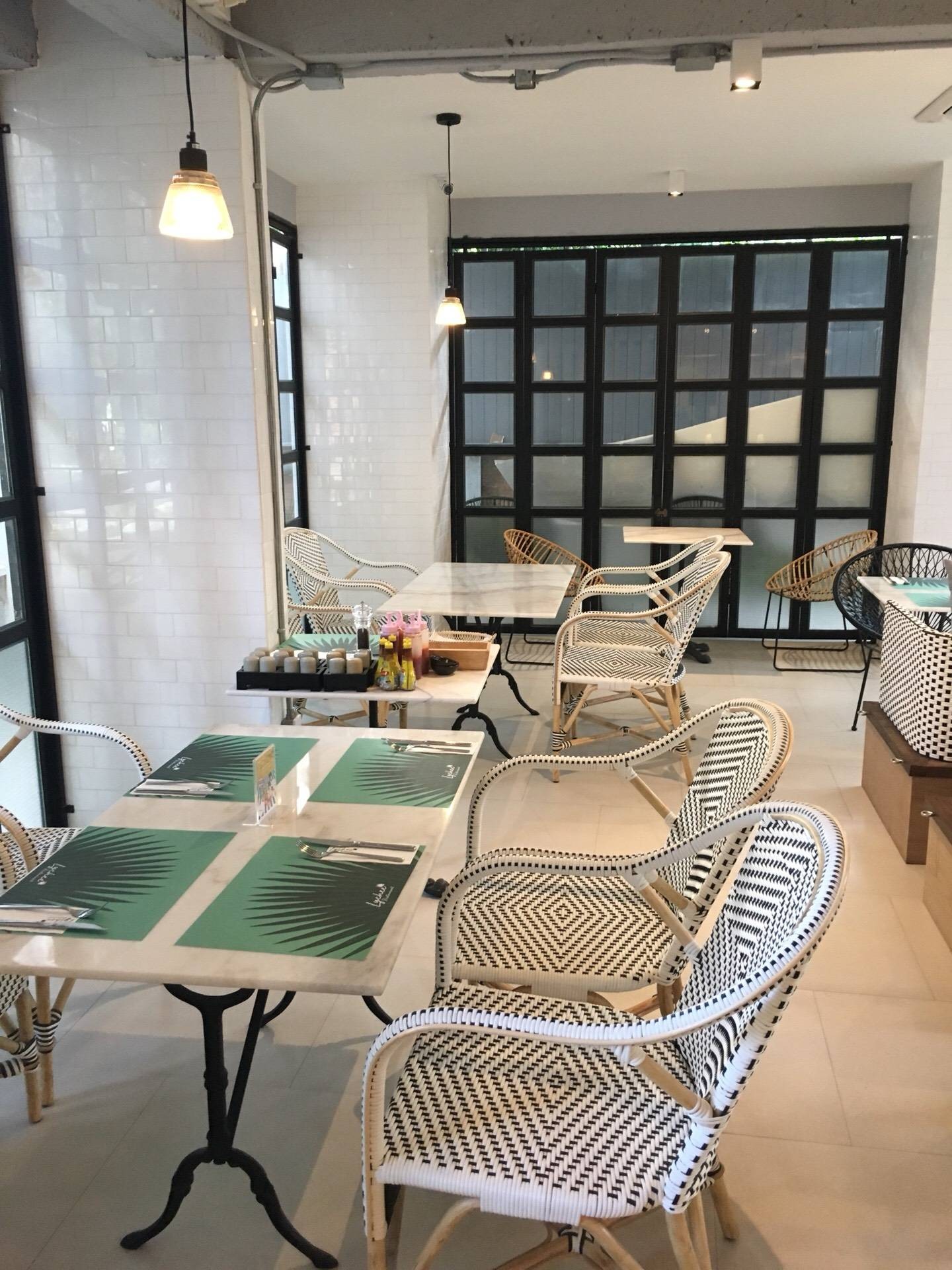 รีวิว Lychee Restaurant - อาหารเช้าอร่อย ชาหอม บริการน่ารักและ ...