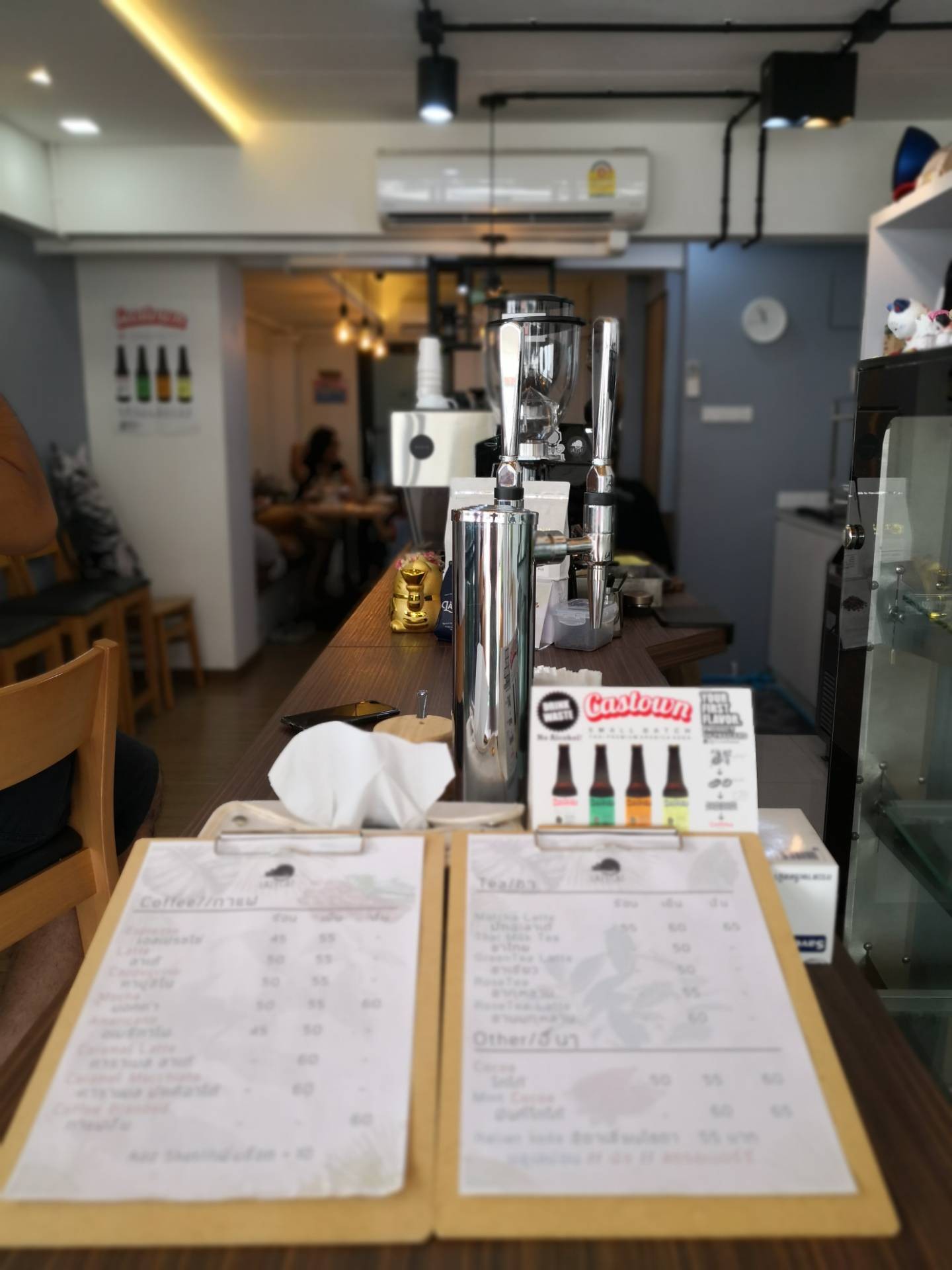 รีวิว Lazycat Cafe - เมื่อกาแฟทำให้เราหลงไหล