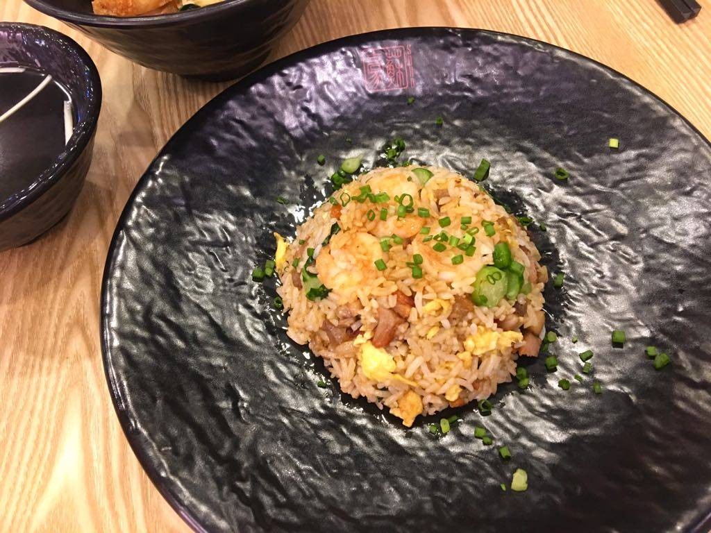 รีวิว Xoho Chinese Cafe centralwOrld - ร้านอาหารจีน หมูกรอบแสนอร่อย ...