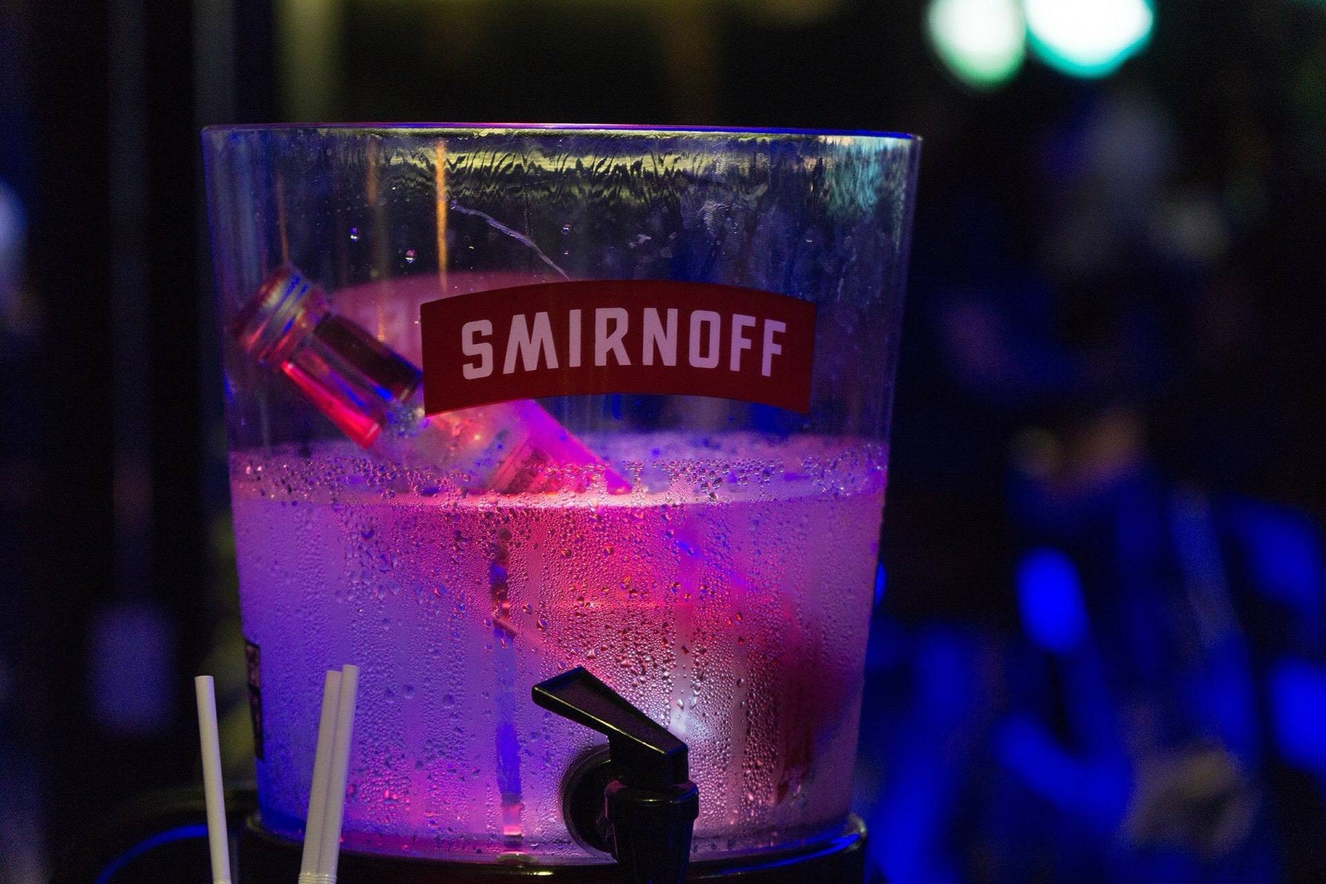 Smirnoff ร้าน 304 Station 1