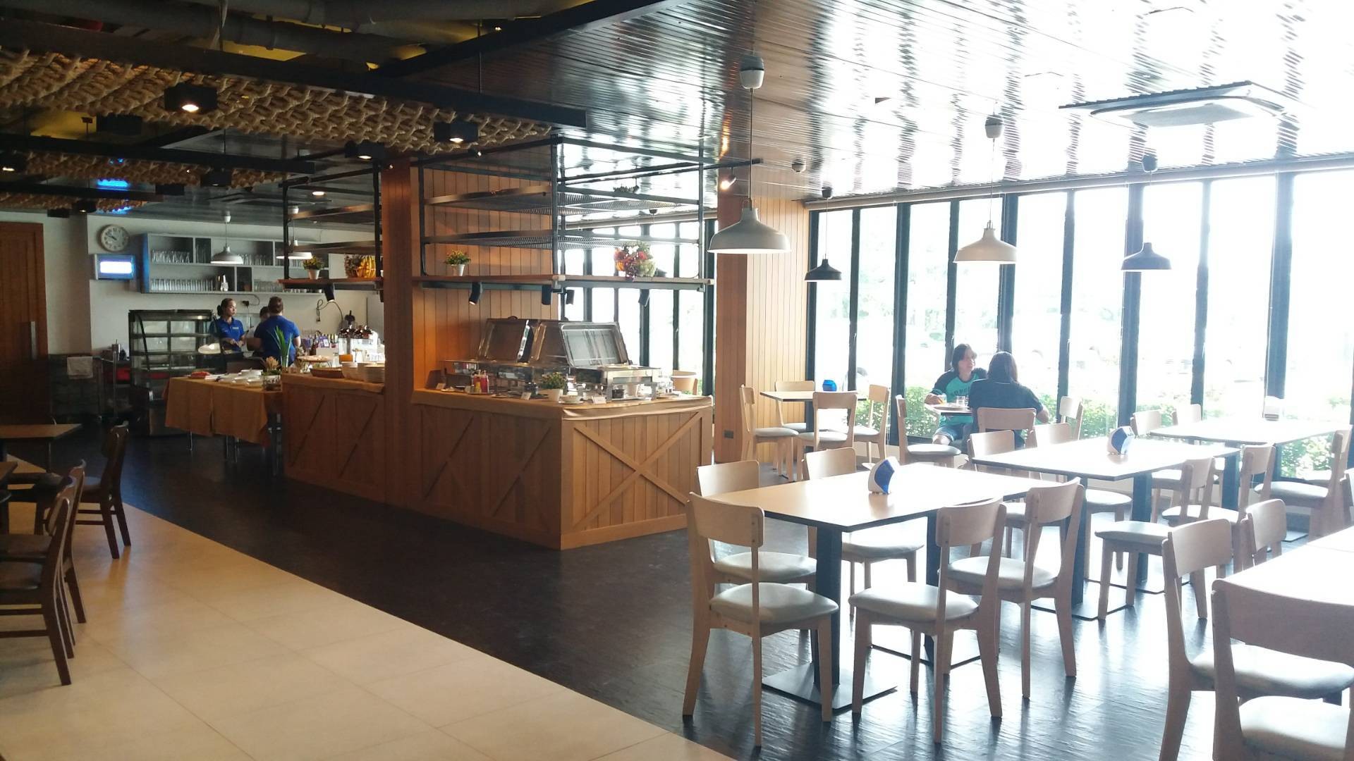 รีวิว No.22 Cafe & Restaurant - บุฟเฟ่ต์ห้องอาหารโรงแรม เอส.22 สุราษฎร์ธานี