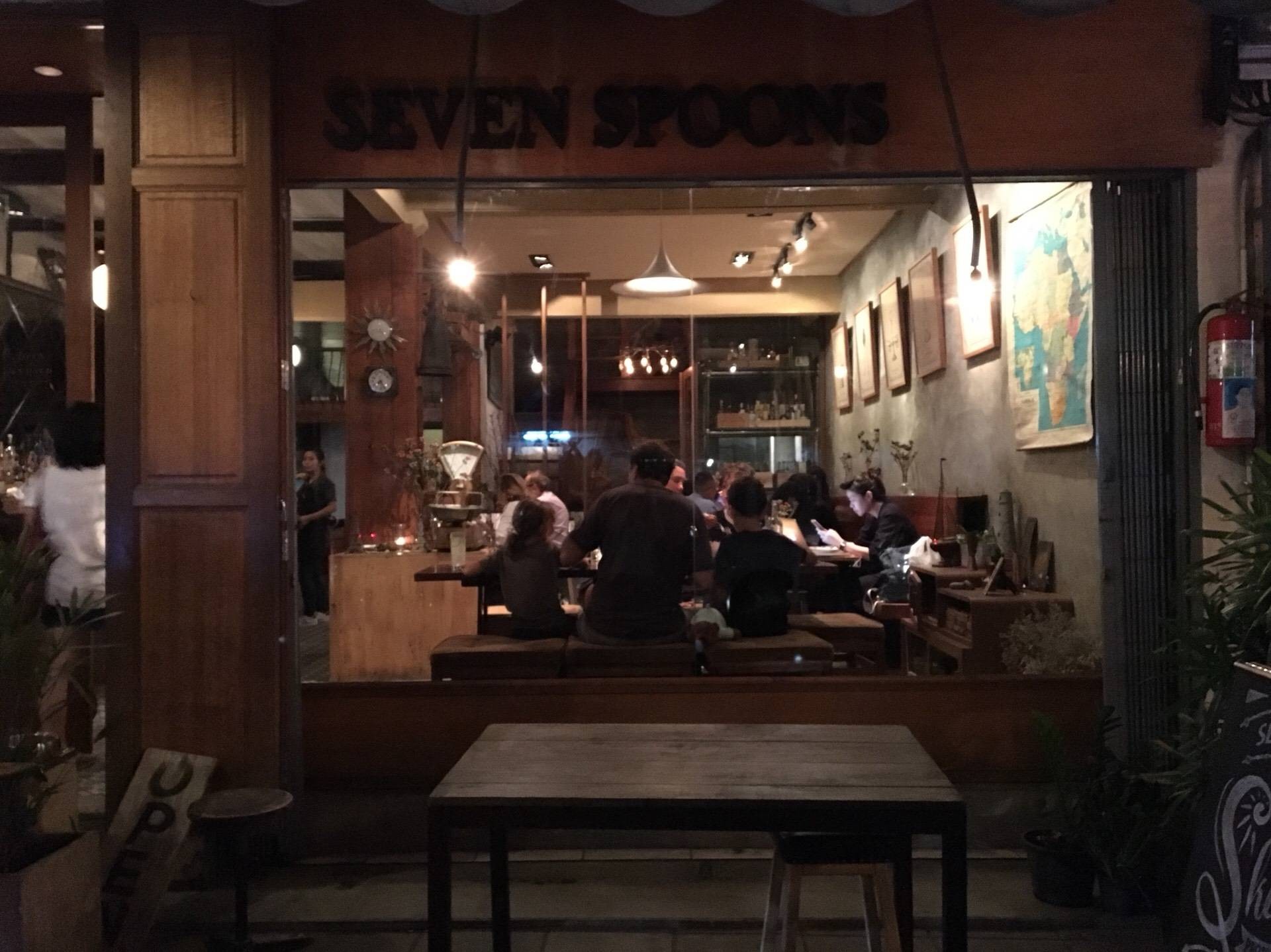 รีวิว Seven Spoons - Superb Food with Romantic Inside 👍🏻