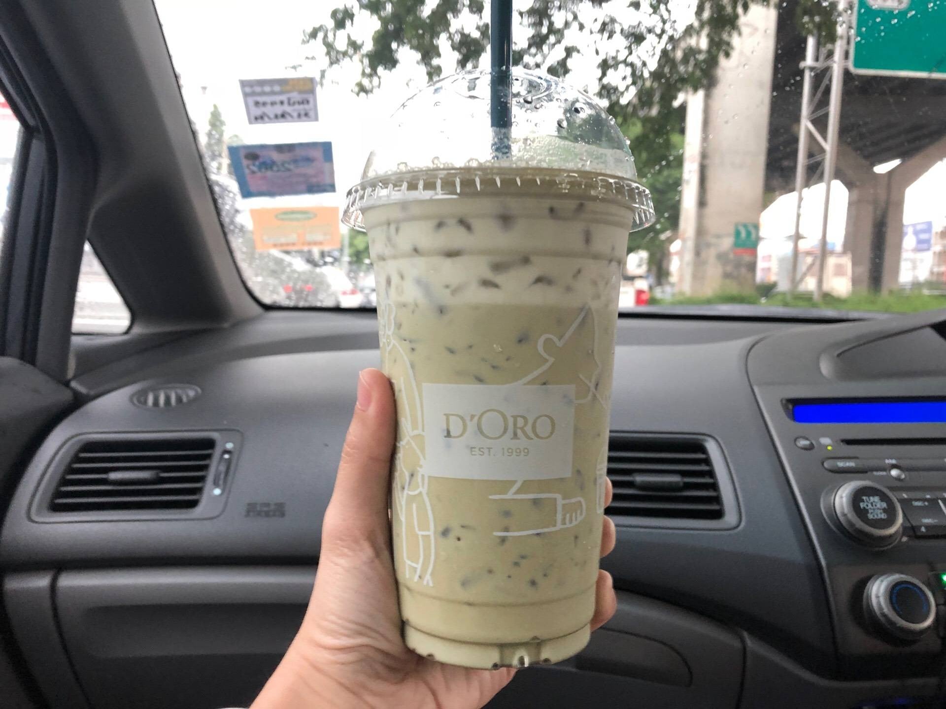 รีวิว D’oro Coffee เอสโซ่-พหลโยธิน - ตัวมัทฉะคือดี แต่กาแฟนี่ยังไม่ได้ค่ะ
