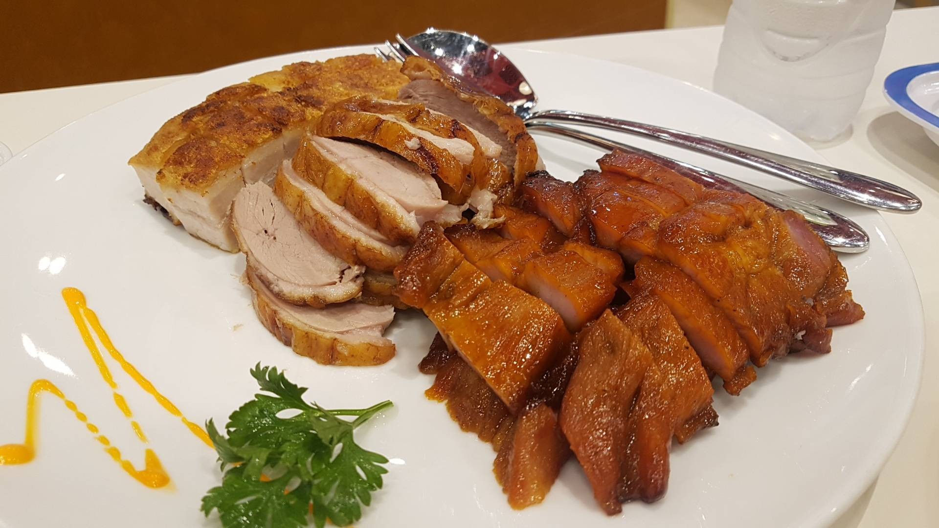 รีวิว Zheng Dou โฮมโปร พระราม 3 - หมูกรอบติ่มซำรสชาติดีงาม