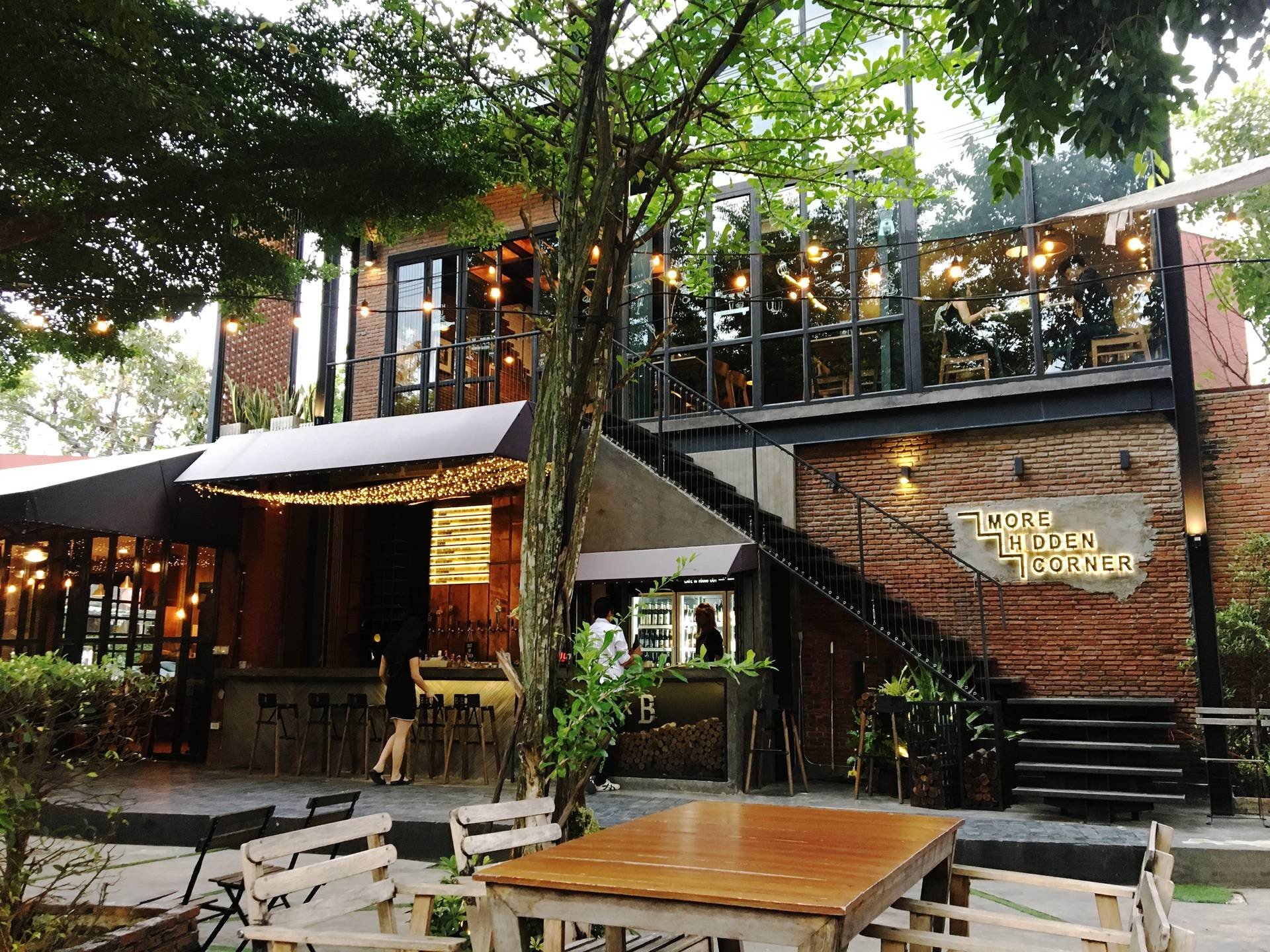 รูป Hidden Backyard Cafe & Hangout - Wongnai