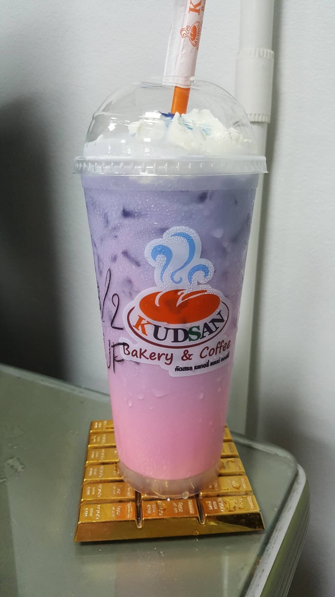 รีวิว Kudsan & Bakery Coffee สยาม