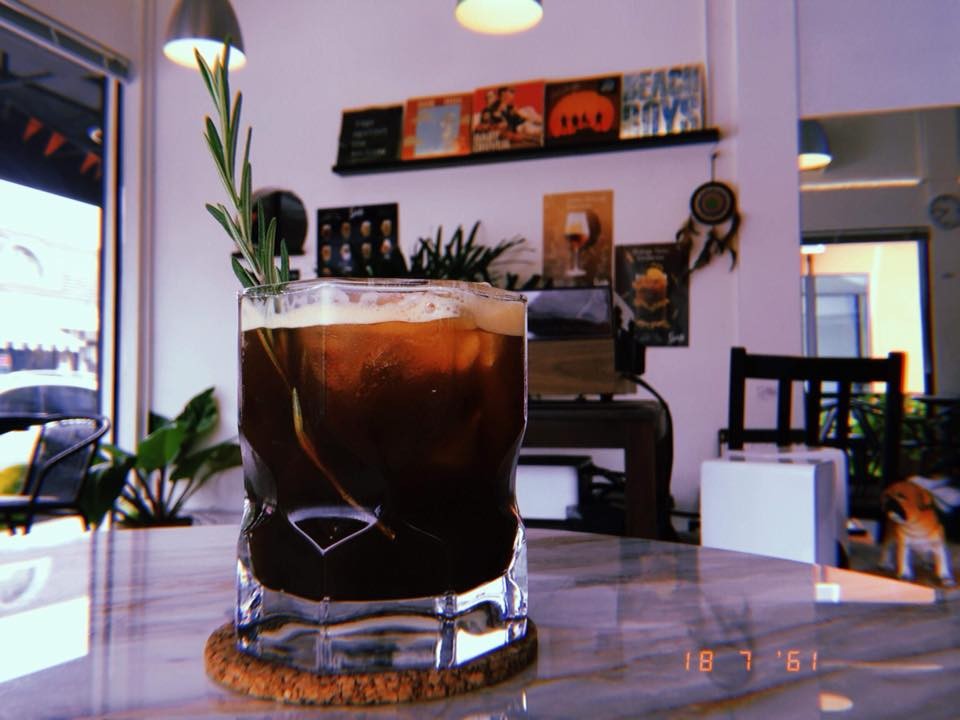 รีวิว SLOTH CAFE (สล็อต คาเฟ่) สัมมากร รามคำแหง112 - ร้านตกแต่งสบาย ๆ ...