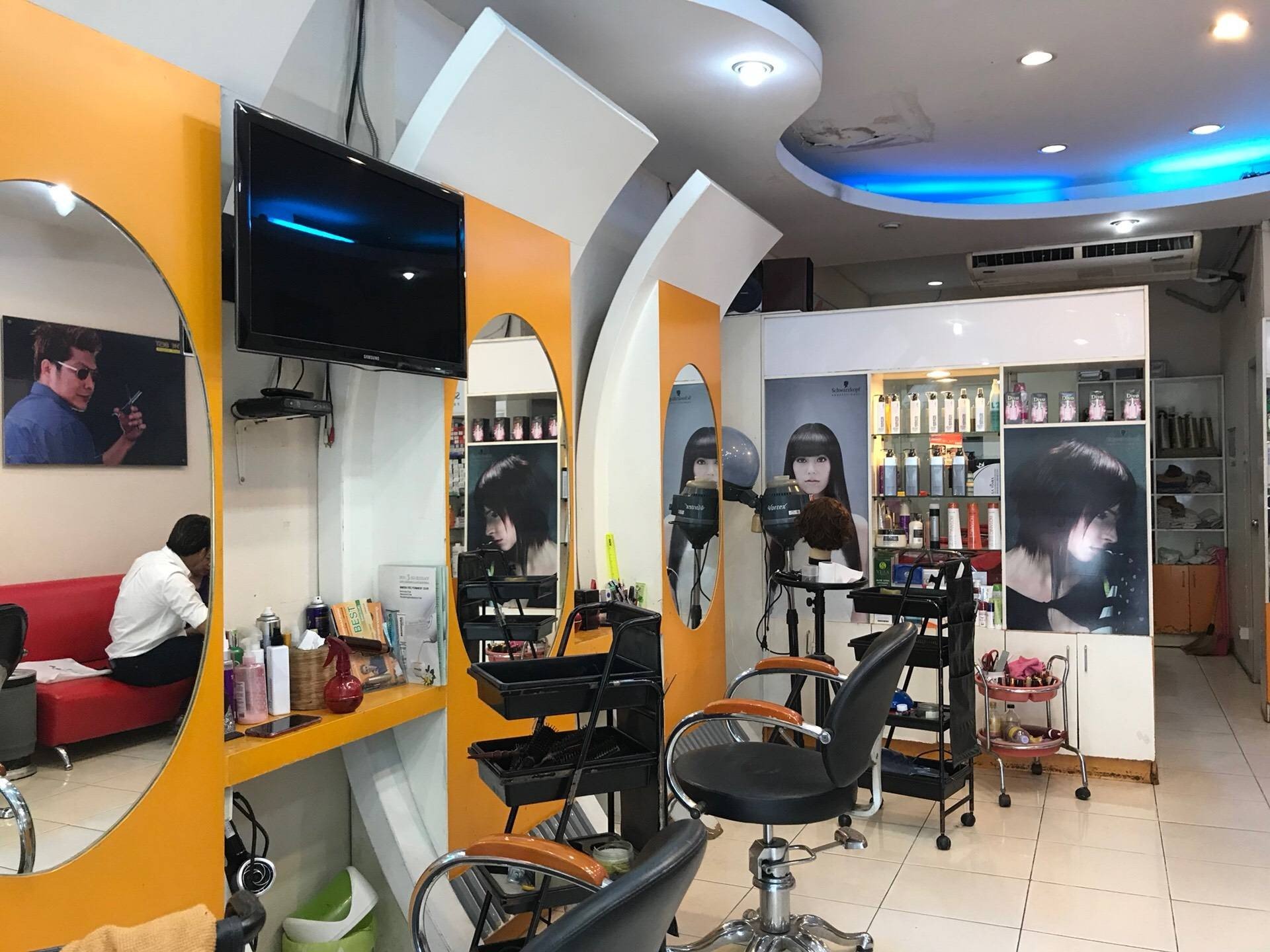 ร้าน The Best Hair Studio