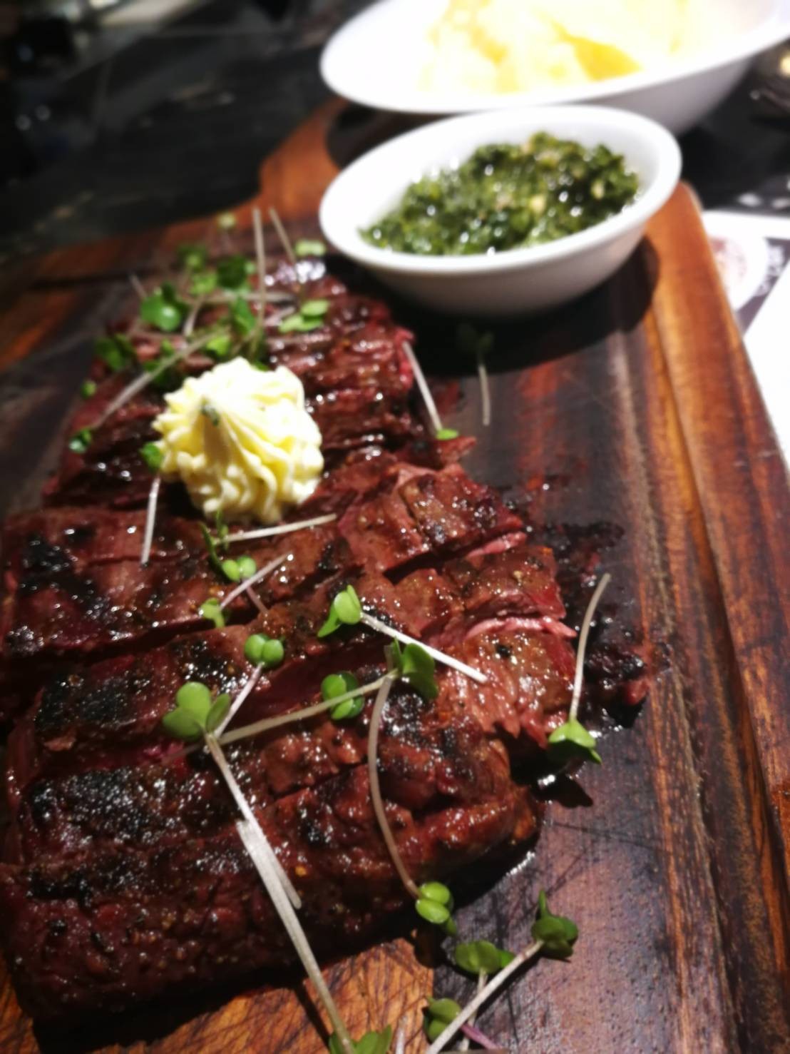 รีวิว Tops Eatery Chidlom - Best Philly Cheese Steak in town