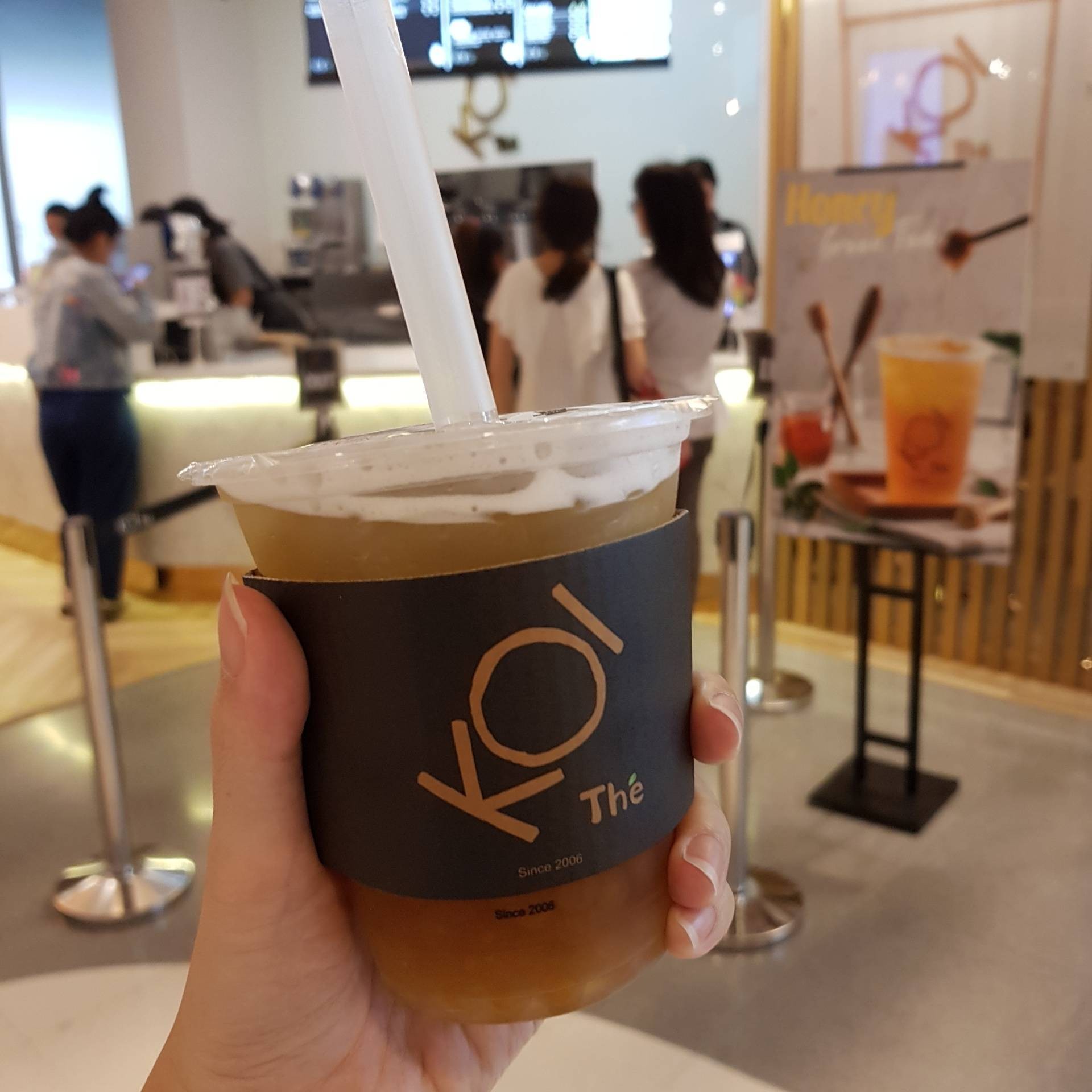 รีวิว KOI The' Silom Complex - สาขานี้มีที่นั่งด้วย