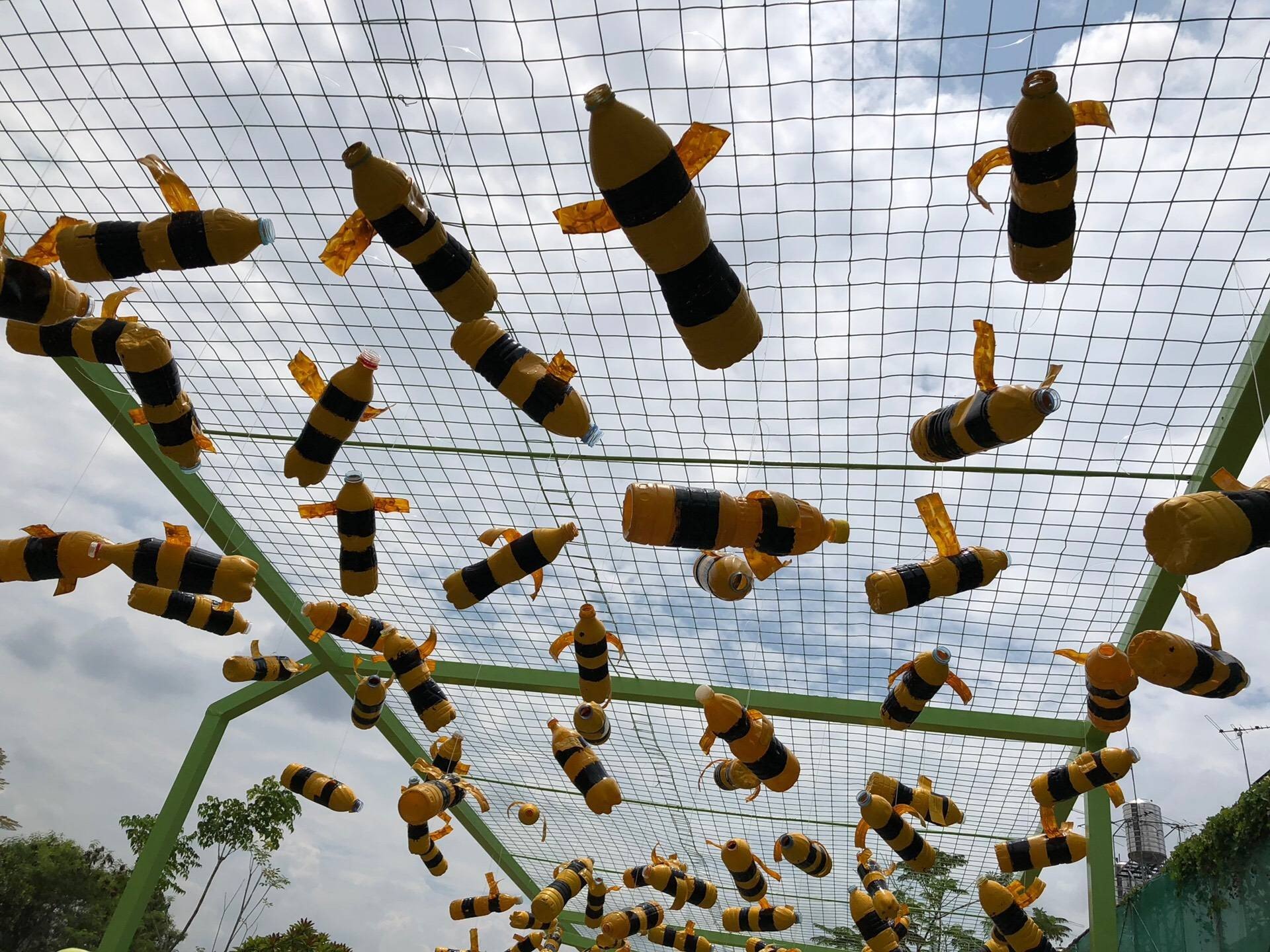 Big Bee Garden - รีวิวสถานที่ท่องเที่ยว