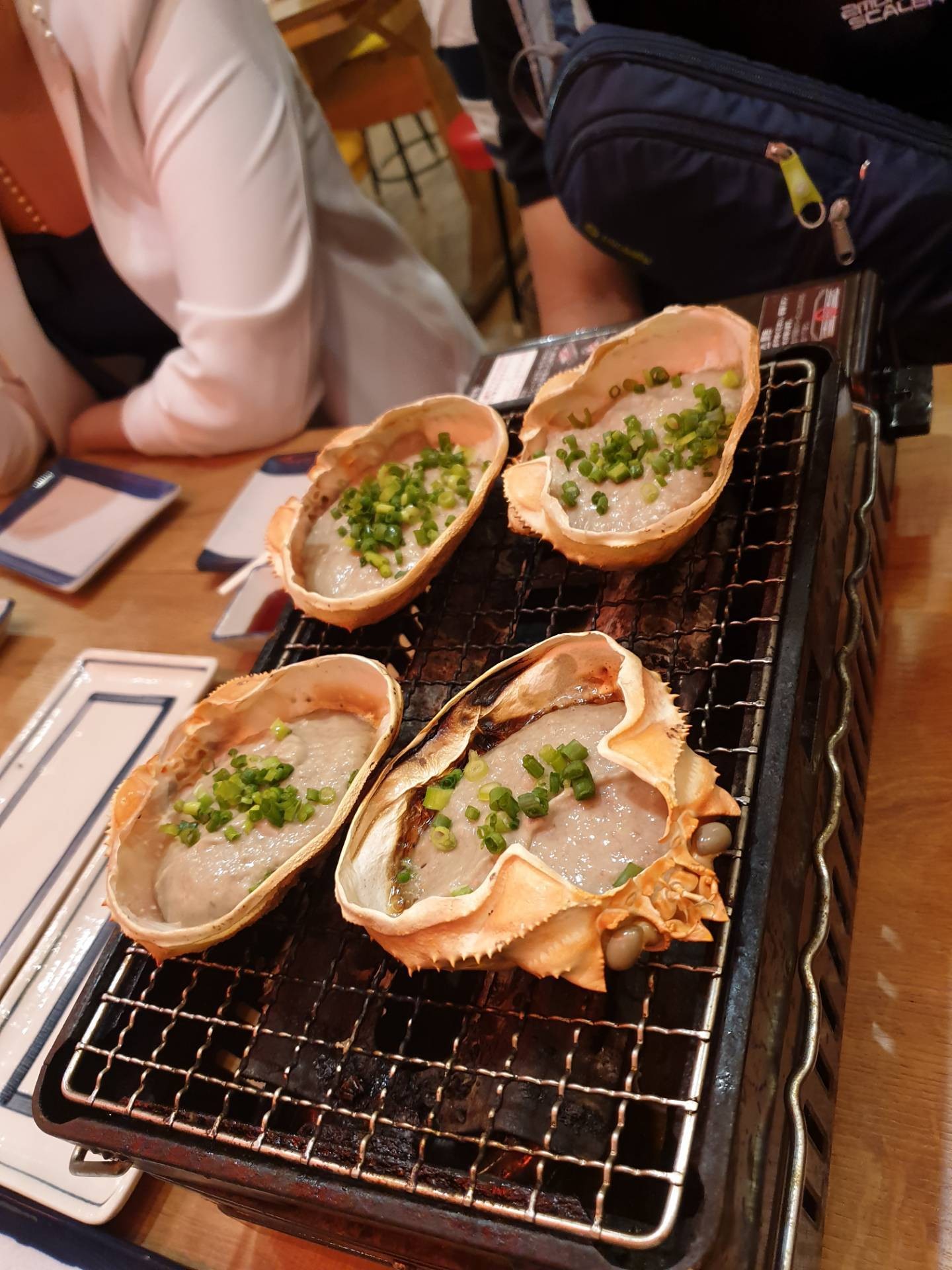 มันปูมิโซะ • ห้ามหลาดด ทานกับข้าวสวยอร่อยมาก ร้าน Isomaru Suisan Ueno ...