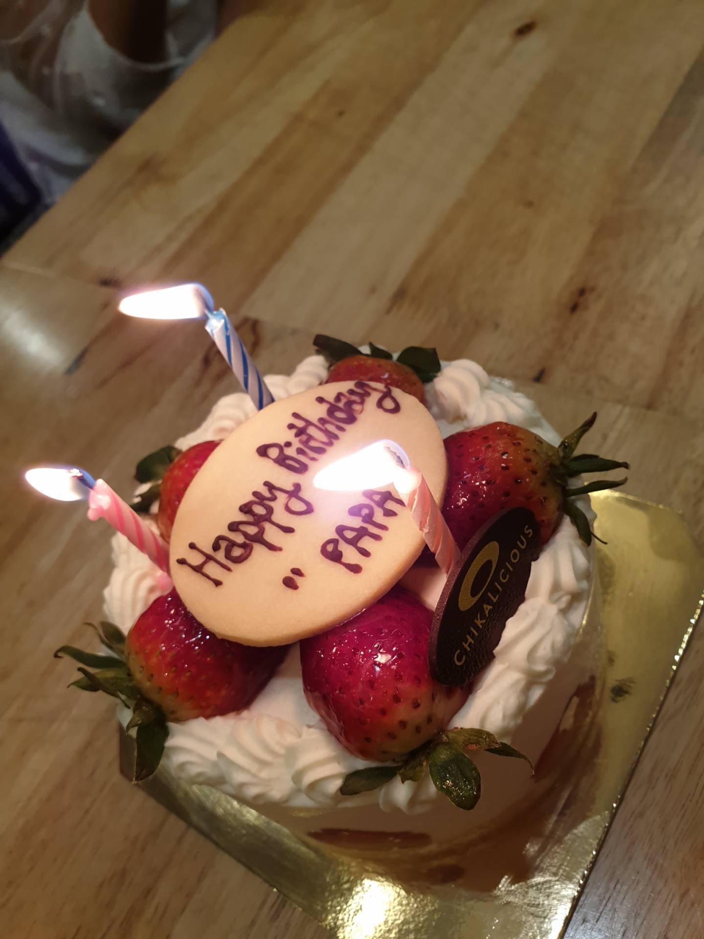 รีวิว Chikalicious Dessert Bar เซ็นทรัล แอมบาสซี่ - ร้านเค้ก ไอติม ...