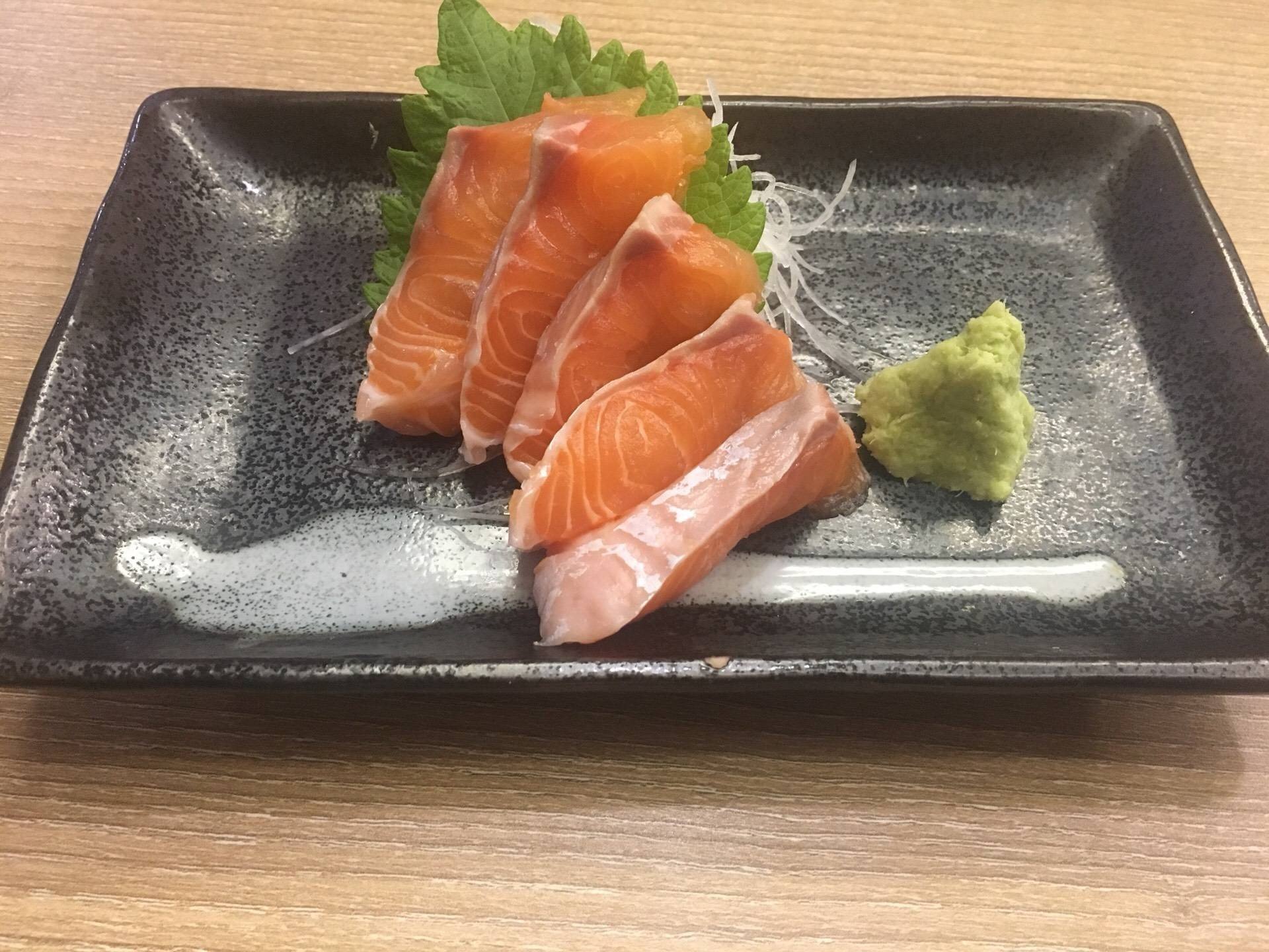 รีวิว Kensaku - ซูชิระดับพรีเมี่ยม ของสดใหม่ทุกวัน