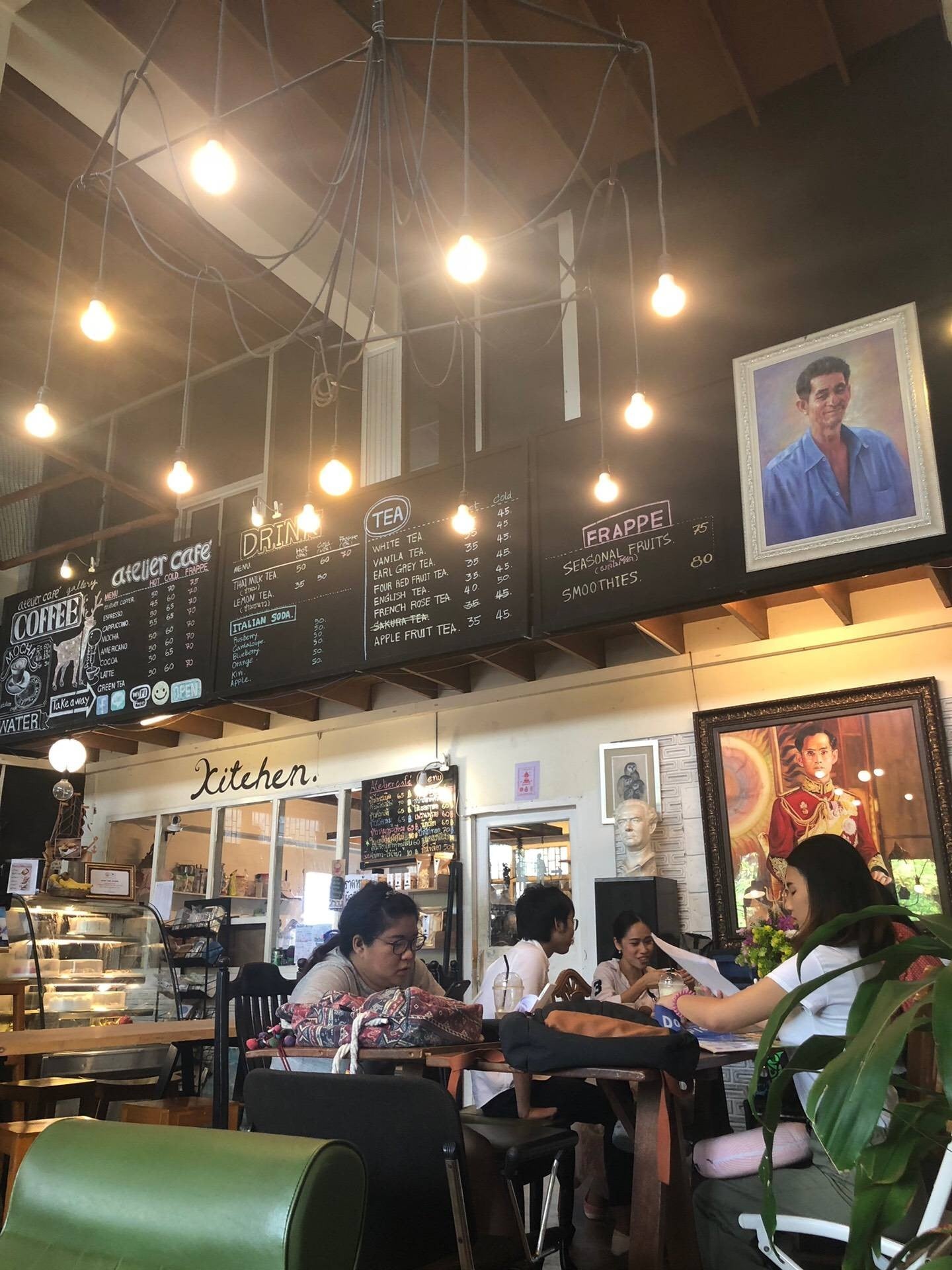 รีวิว Atelier Cafe' and Studio - หลากหลายดีค่ะ ไม่ผิดหวังที่เลือกมา :)