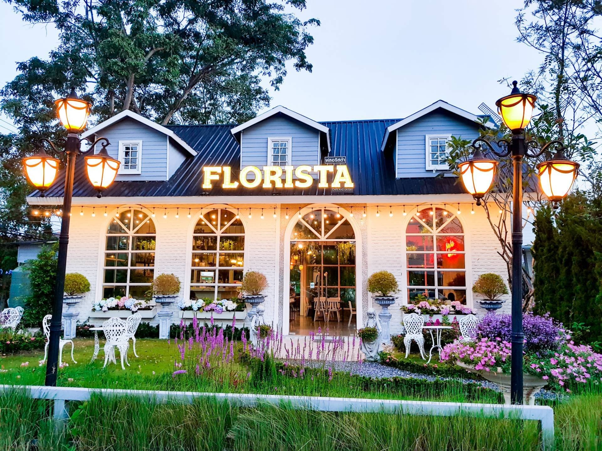 รีวิว Florista Cafe And Eatery - ร้านสวยสไตล์อังกฤษ ในคลอง7 " Florista cafe and eatery"