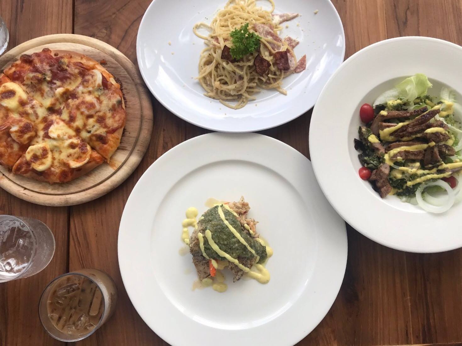 ร้าน Hi cafe & bistro ต้นตำหรับ | รีวิวร้านอาหาร