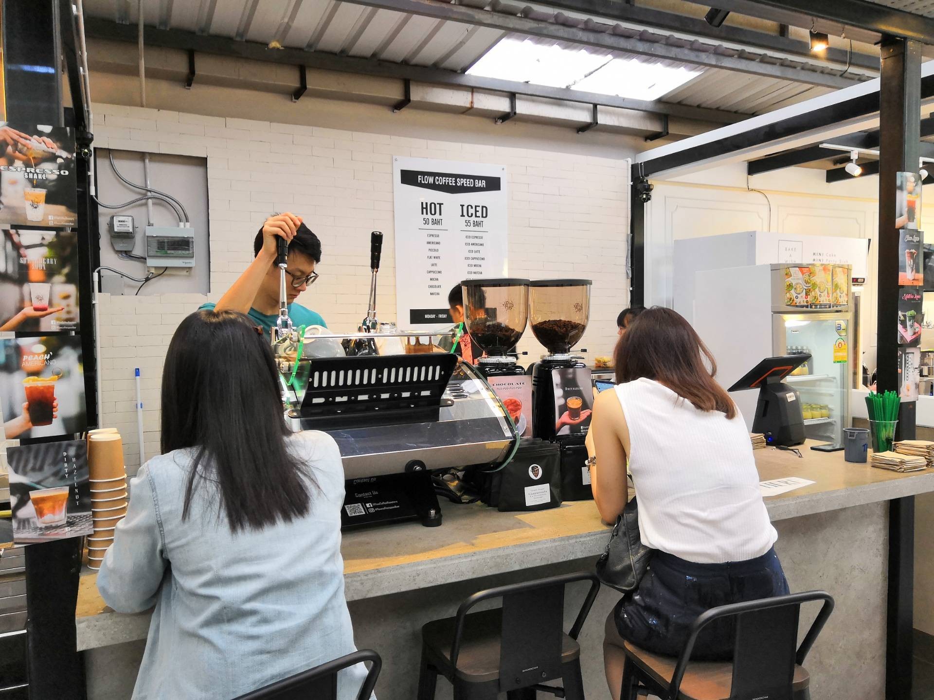 รีวิว Flow Coffee Speed Bar Silom connect - นานๆ จะเจอกาแฟรสชาติดี ราคา ...