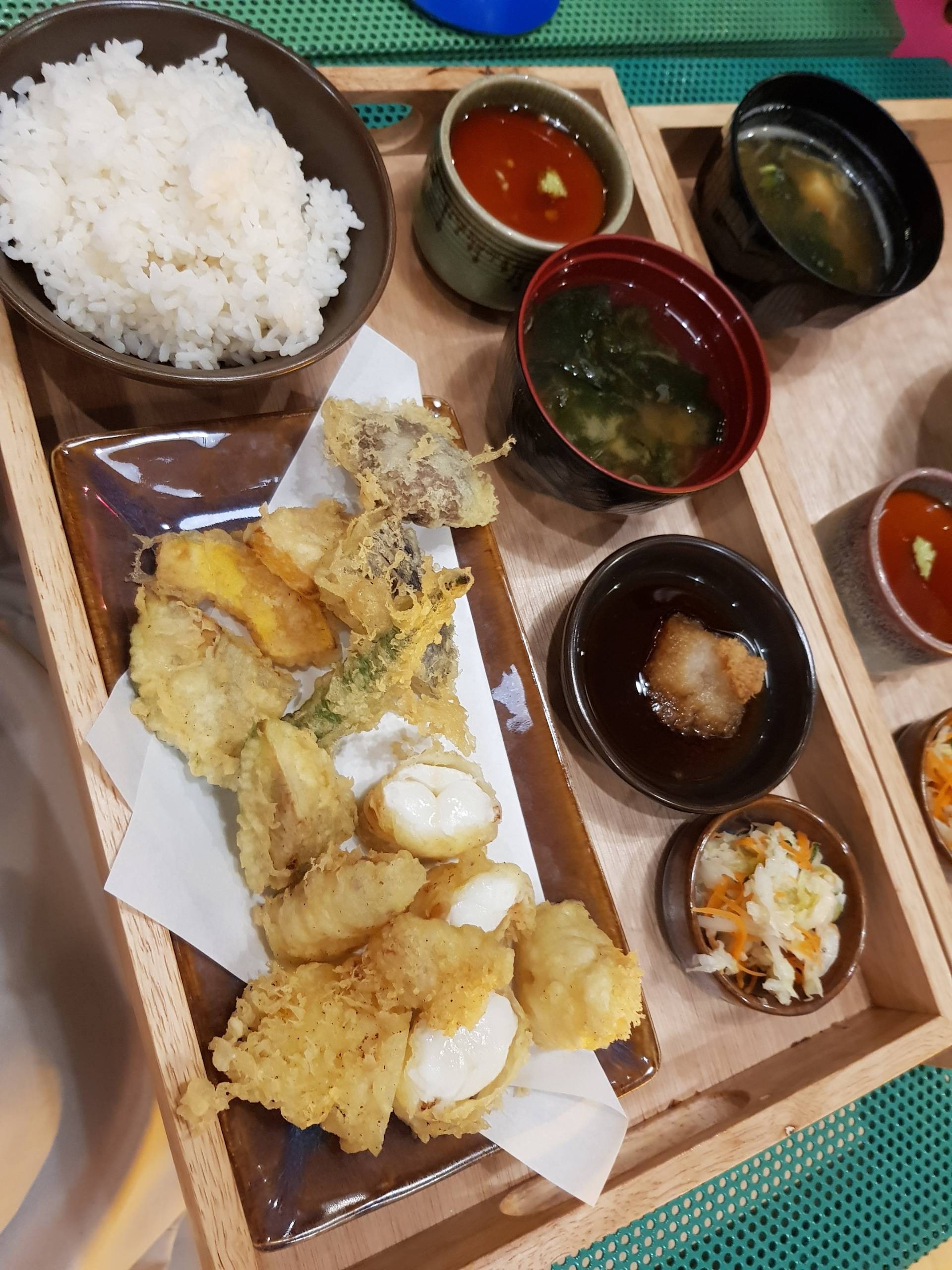 รีวิว BATT TEMPURA Pop up - Winter market place อ่อนนุช - ร้านเทมปุระ ...