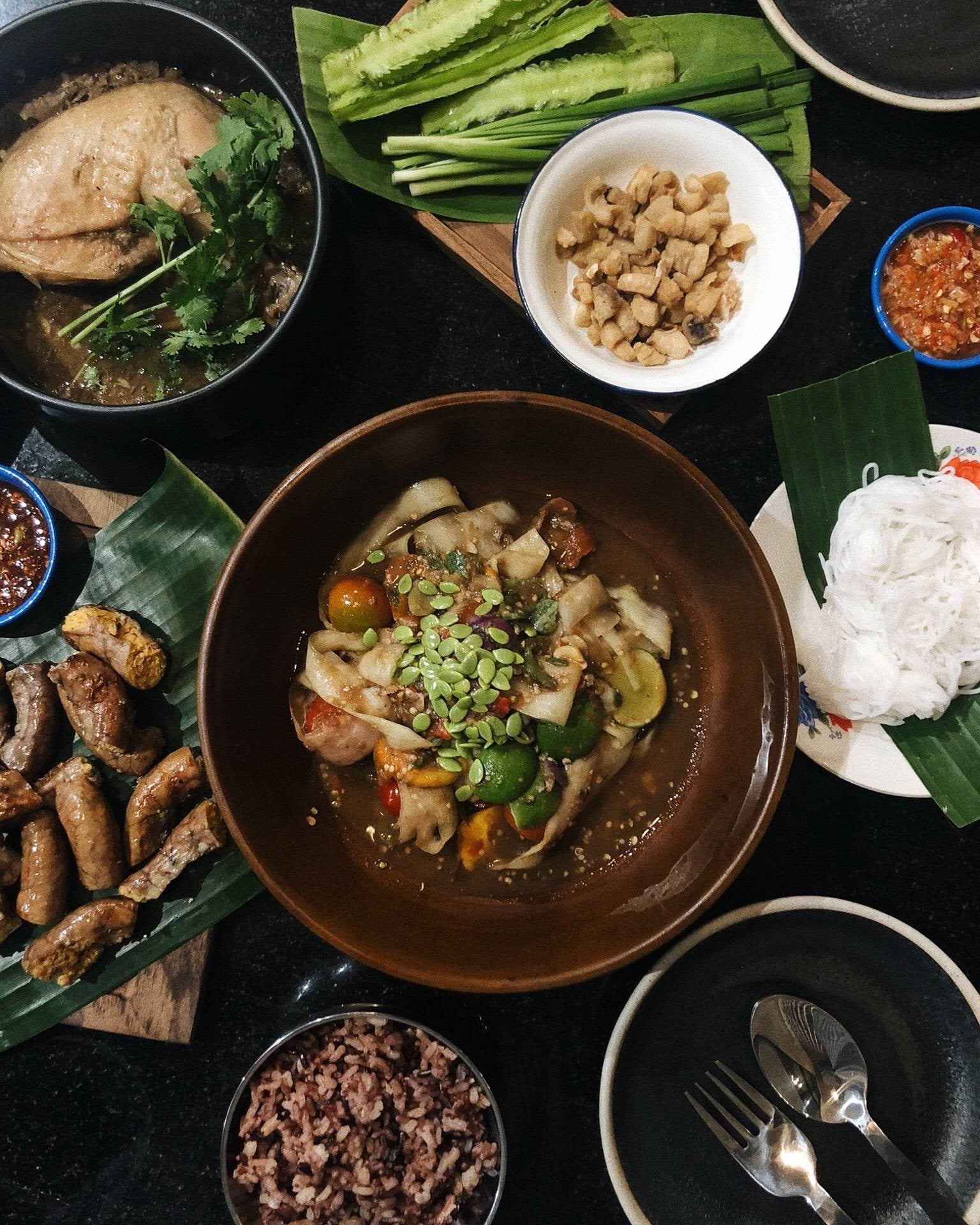 รีวิว Phed Phed Bistro อยู่ในโครงการ the circle ราชพฤกษ์ - เน้นขายเมนู ...