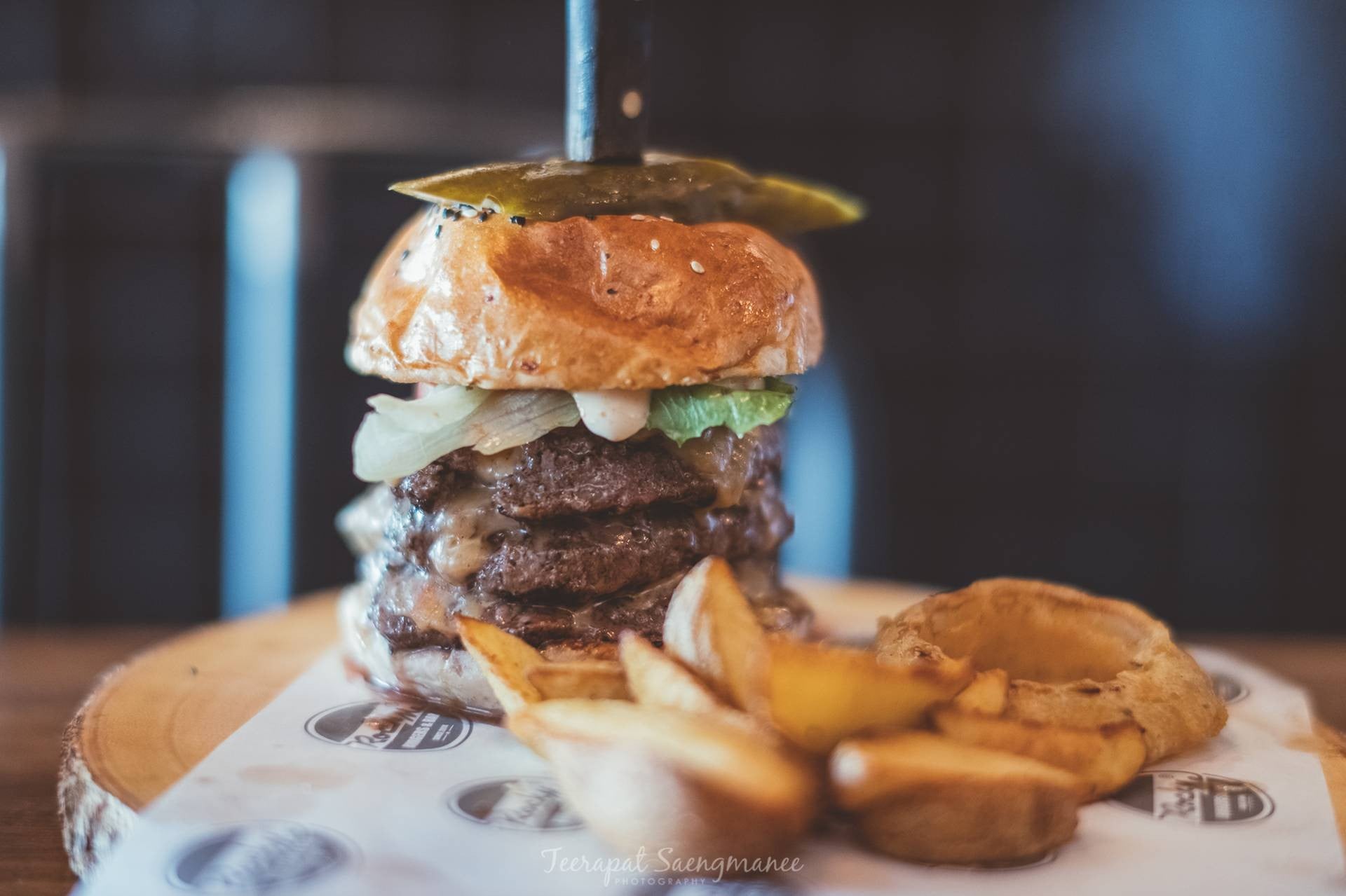 รูป Rock Me Burgers & Bar ลอยเคราะห์