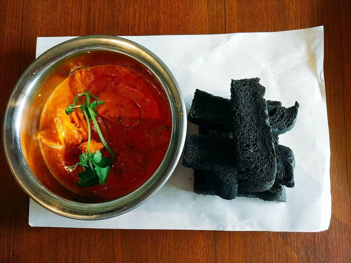 รีวิว Harry's Tampines Tampines - Great Bar and dinning place