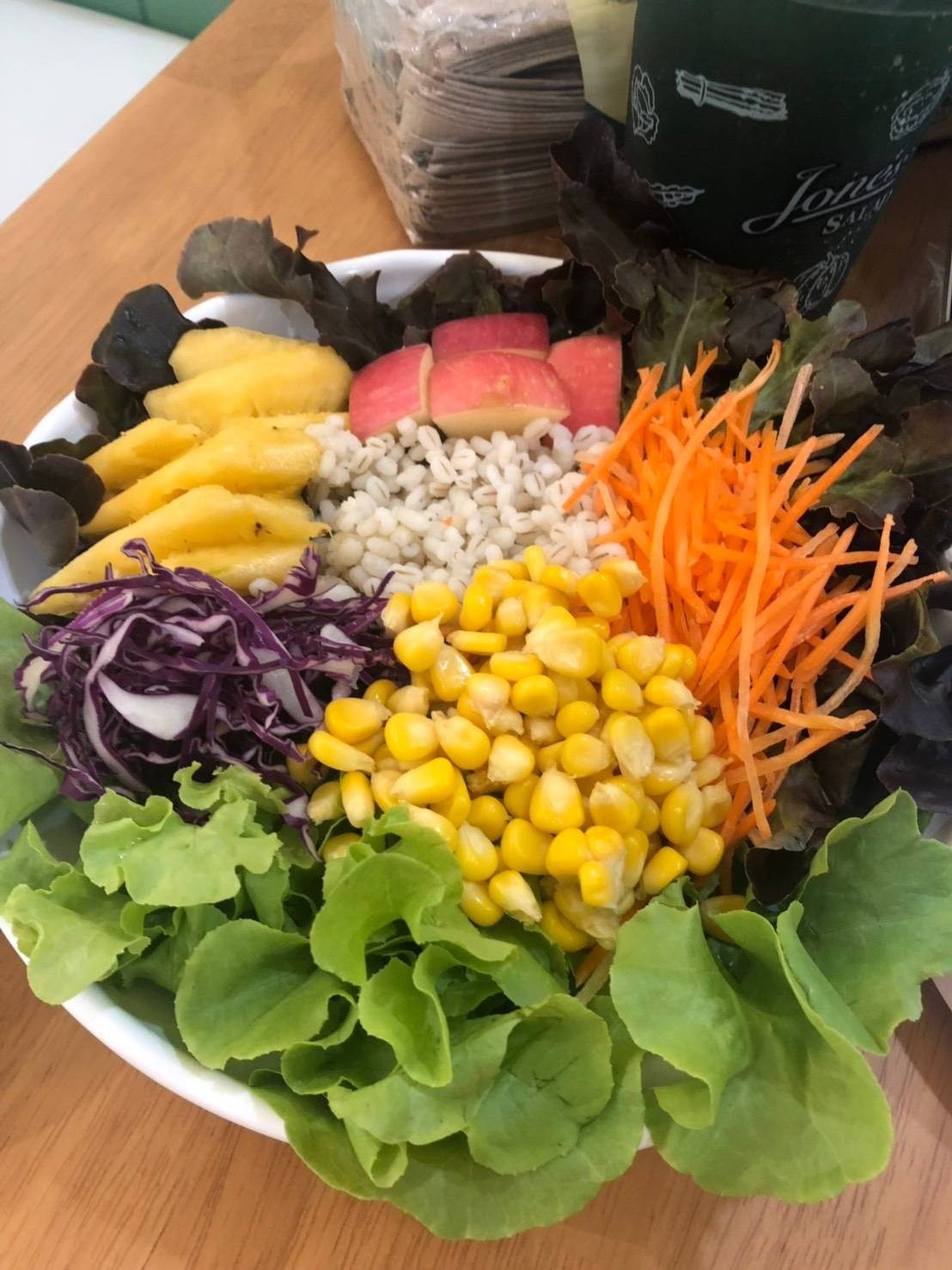 รีวิว Jones' Salad ศาลาแดง - Jones'Salad ร้านสลัดขวัญใจชาวเฮลตีกับสาขา ...