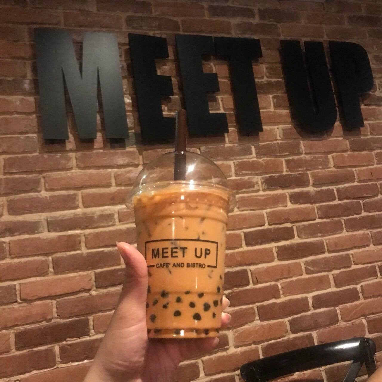 รีวิว Meet Up Cafe' And Bistro - ของหวานสุดแสนฟิน