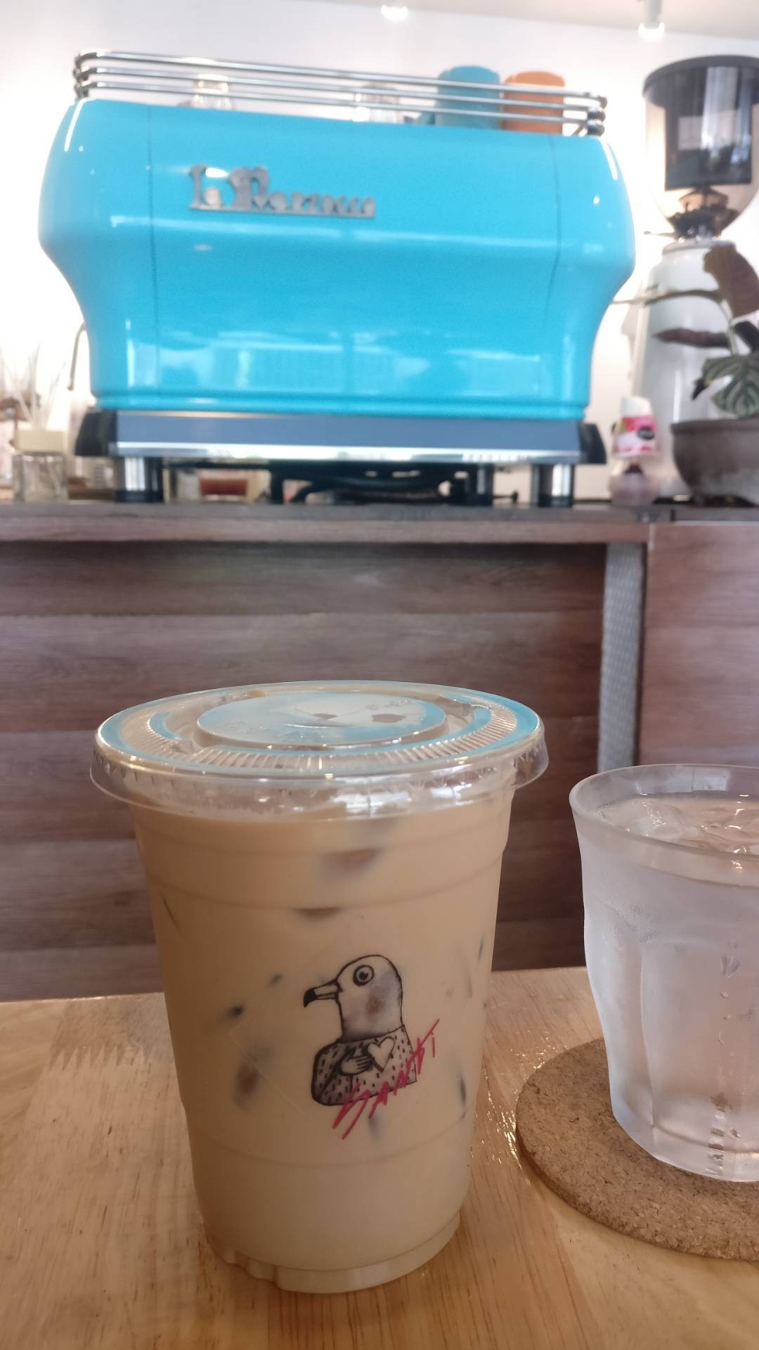 รีวิว Santi - สันติ Seriously Coffee - กาแฟอร่อย เจ้าของอัธยาศัยดี ราคา ...