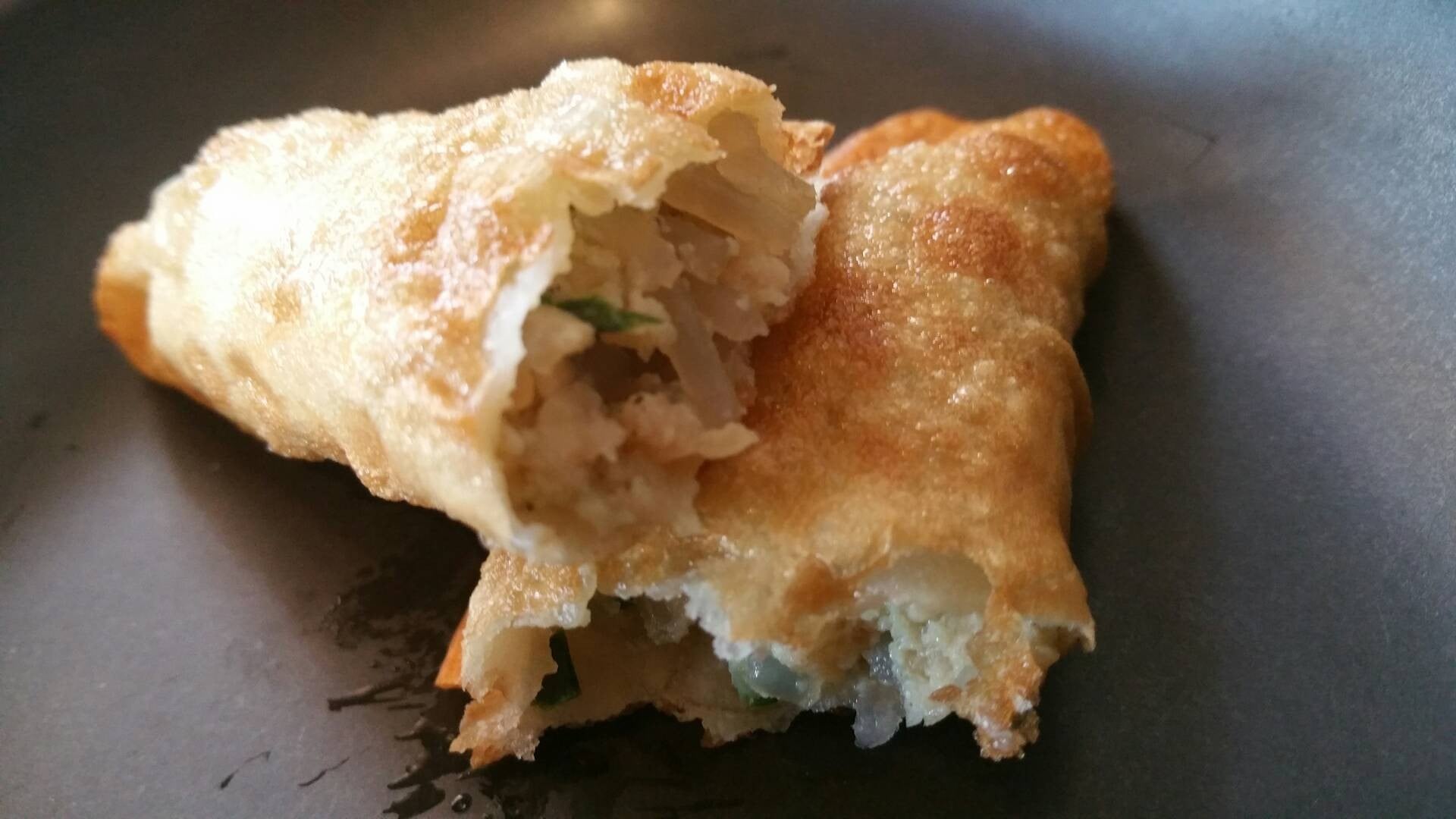 Mandu • อร่อยไม่แพ้ เกี๊ยวซ่าญี่ปุ่น ร้าน JJANG Jjang ร้านอาหารเกาหลี 짱 ...