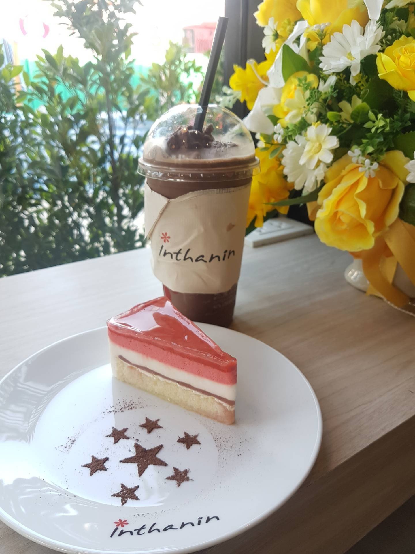 ร้าน Inthanin Coffee ตลาดเสรี บางพลี | รีวิวร้านอาหาร