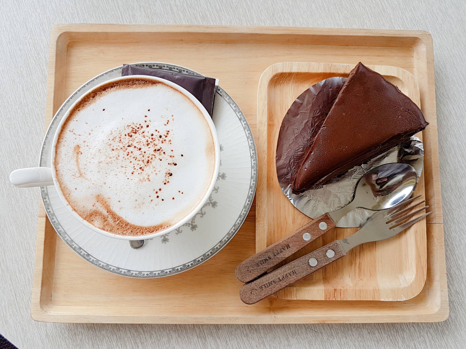 ร้าน Deli Cafe Shell NEAR LOTUS - MUANGRAYONG | รีวิวร้านอาหาร