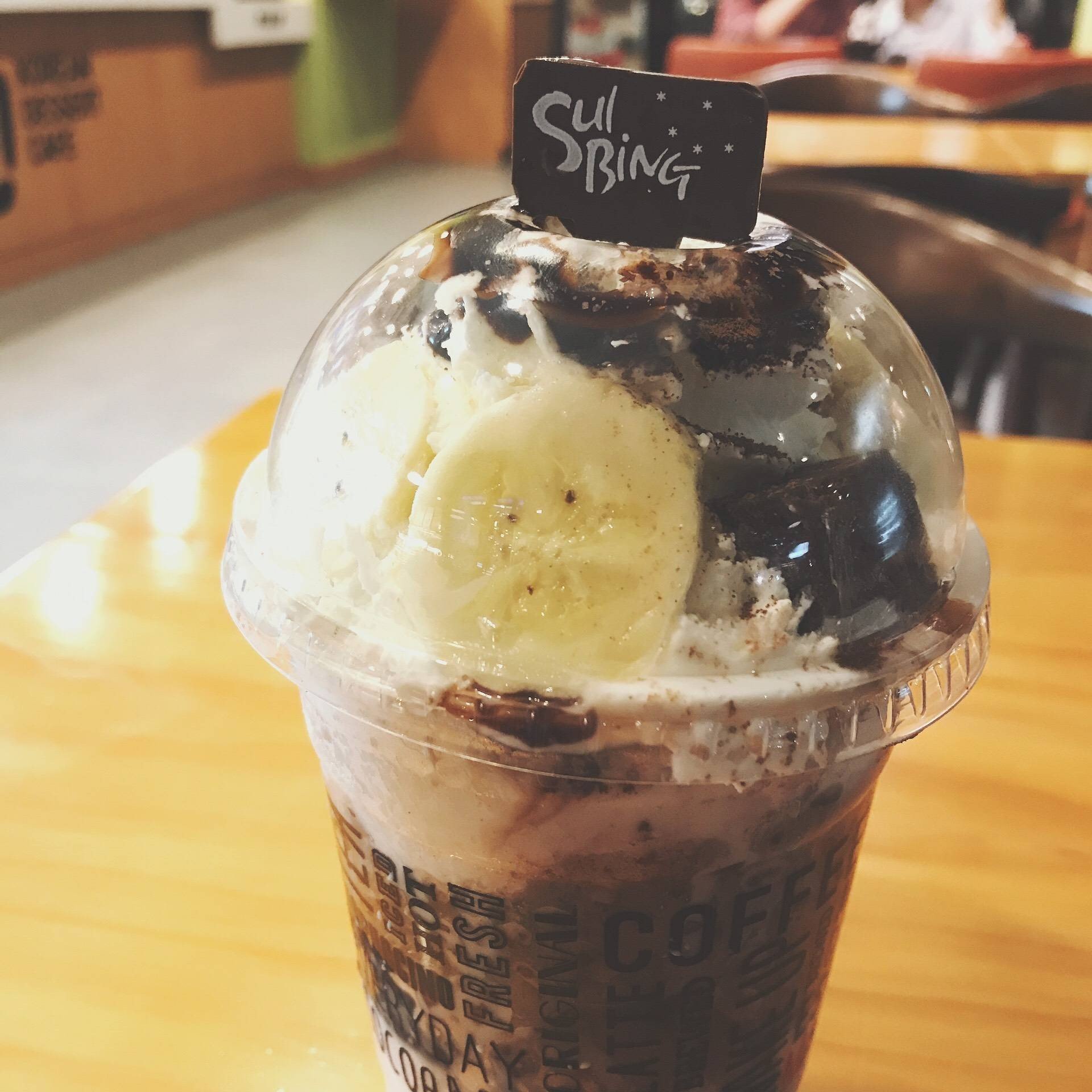รีวิว Sulbing Korean Dessert Cafe Glas Haus Building - AV ไม่ตรงปก T_T ...