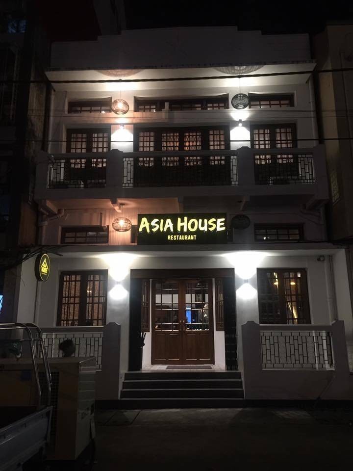 รีวิว Asia House Restaurant - อาหารเอเชียหลากหลาย ตกแต่งสวยงาม